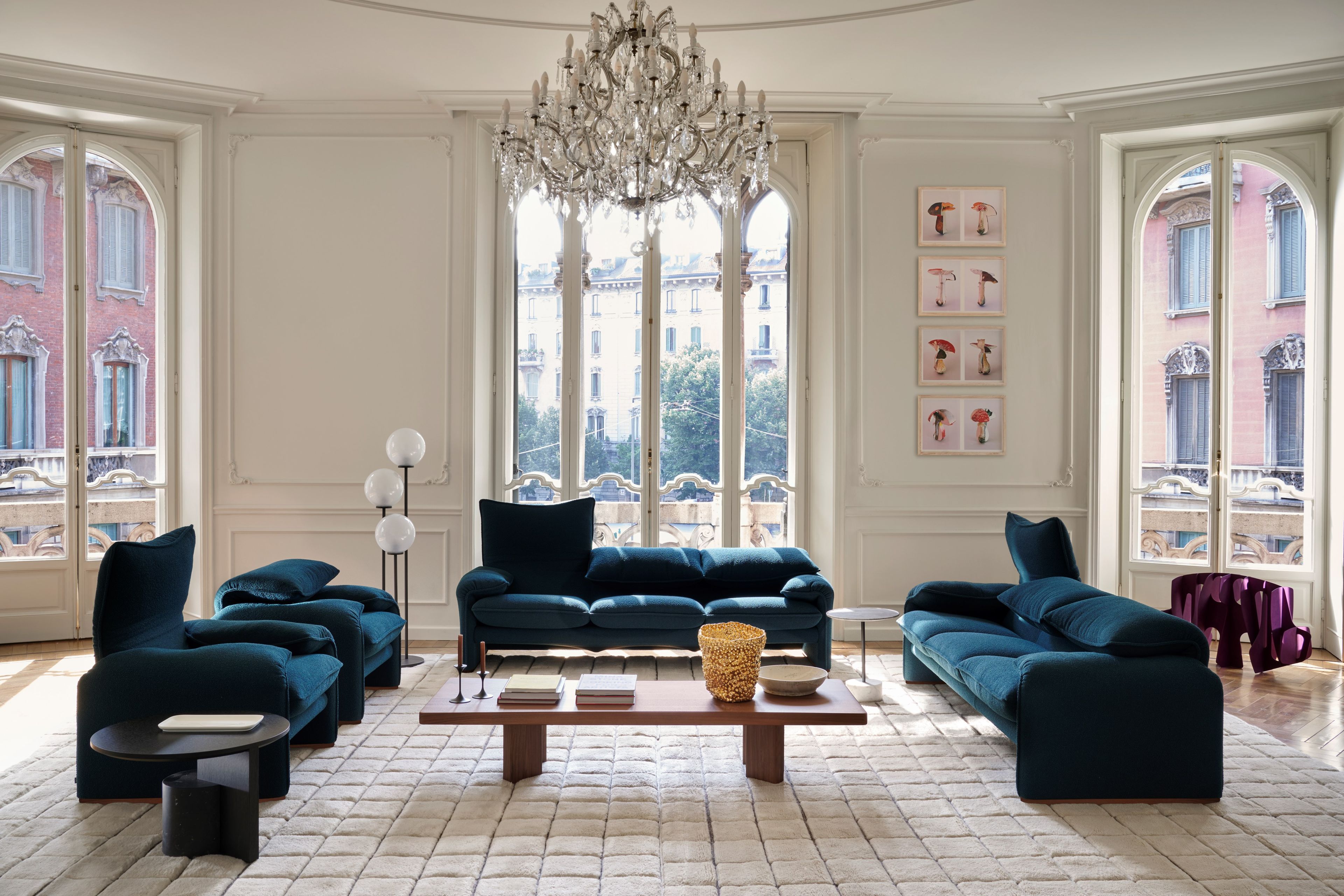 LIVING Sofa By Cassina | design Vico Magistretti