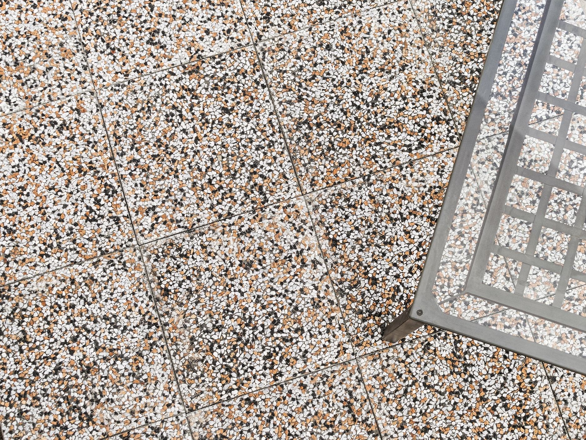 Marble grit outdoor floor tiles MARBLE DUST AND GRAVEL By FAVARO1