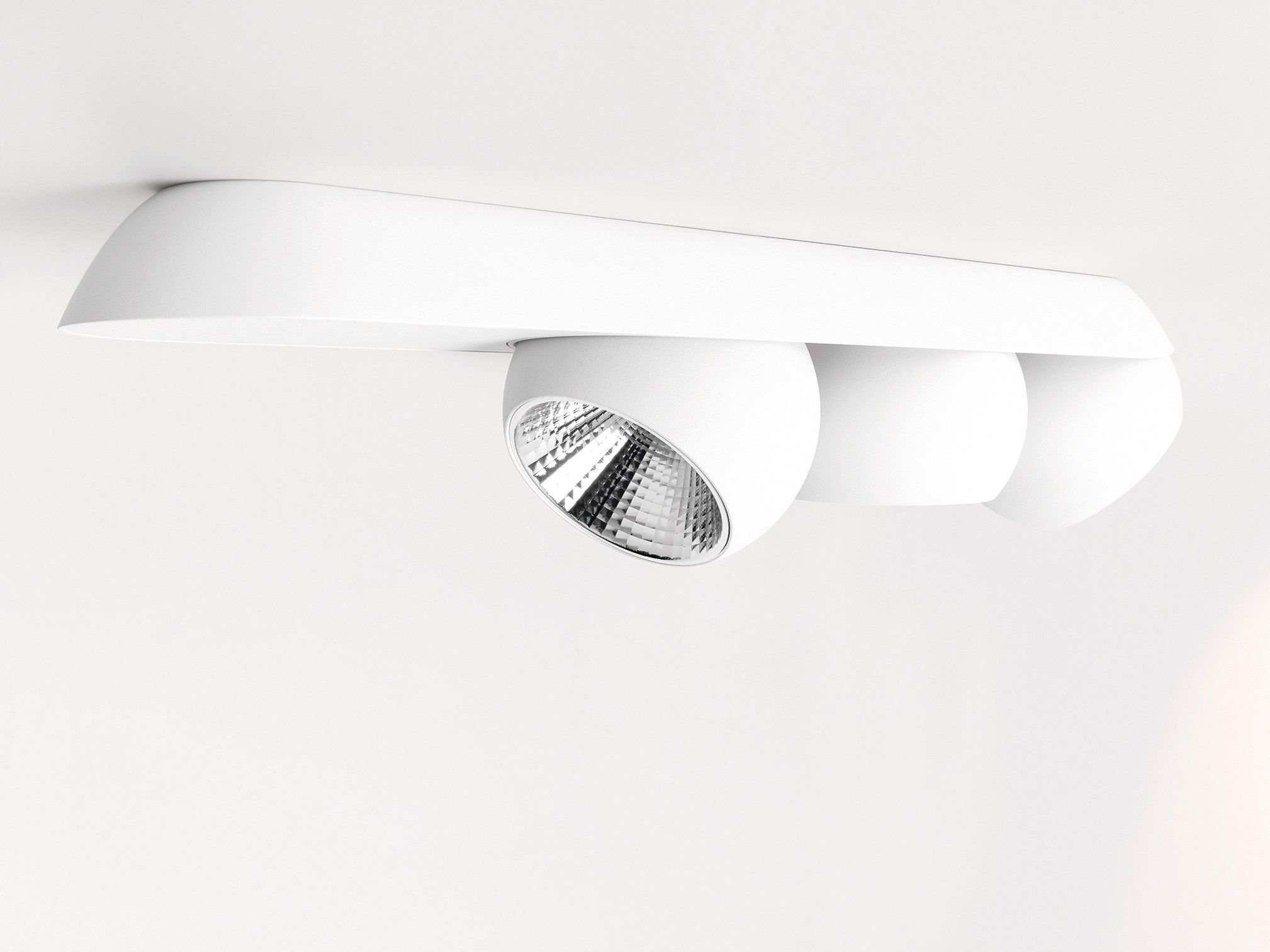 MARBUL x3 LED ceiling spotlight By Modular Lighting Instruments