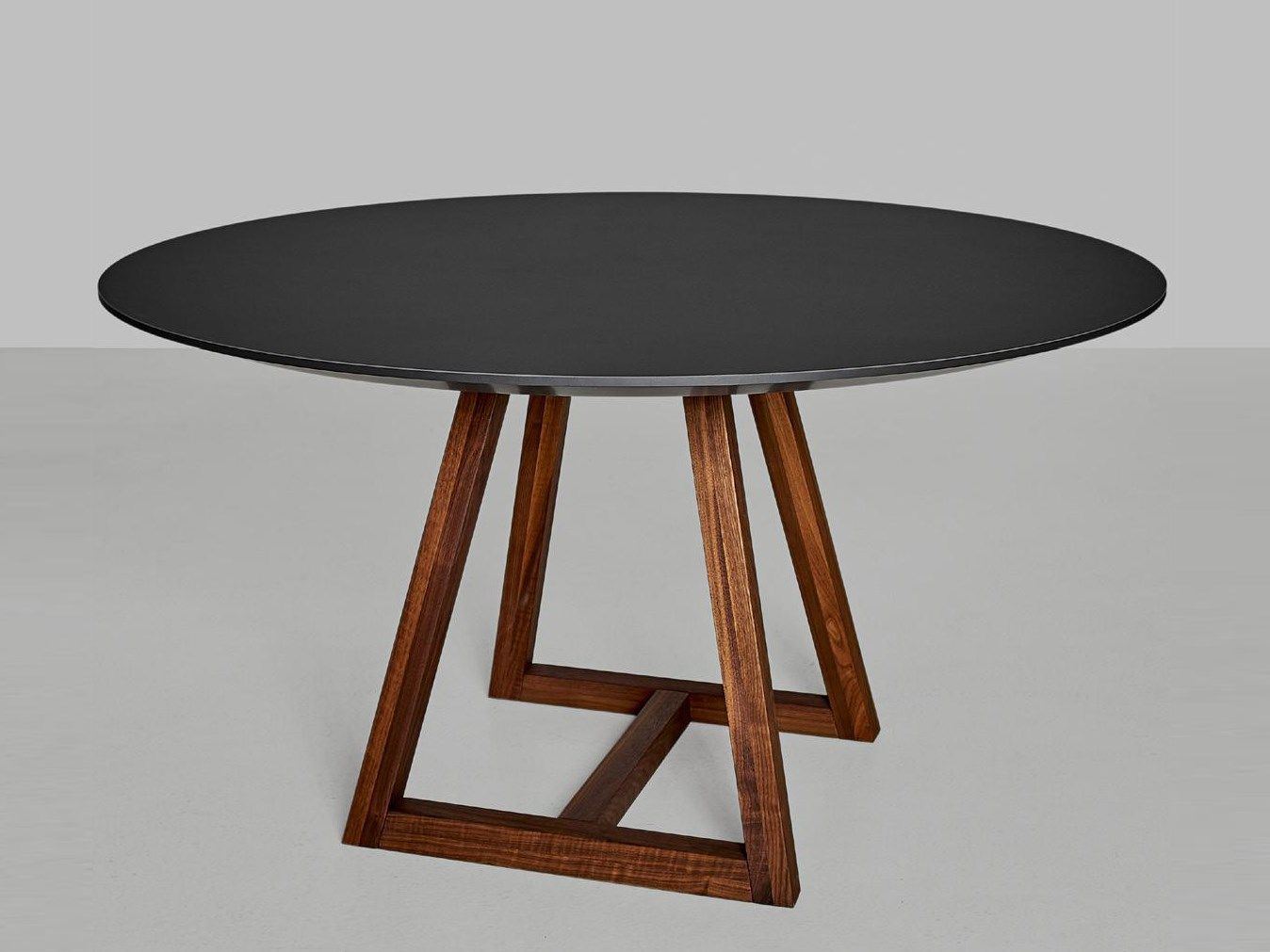 MARGO Round linoleum table By Vitamin Design | design GG designart