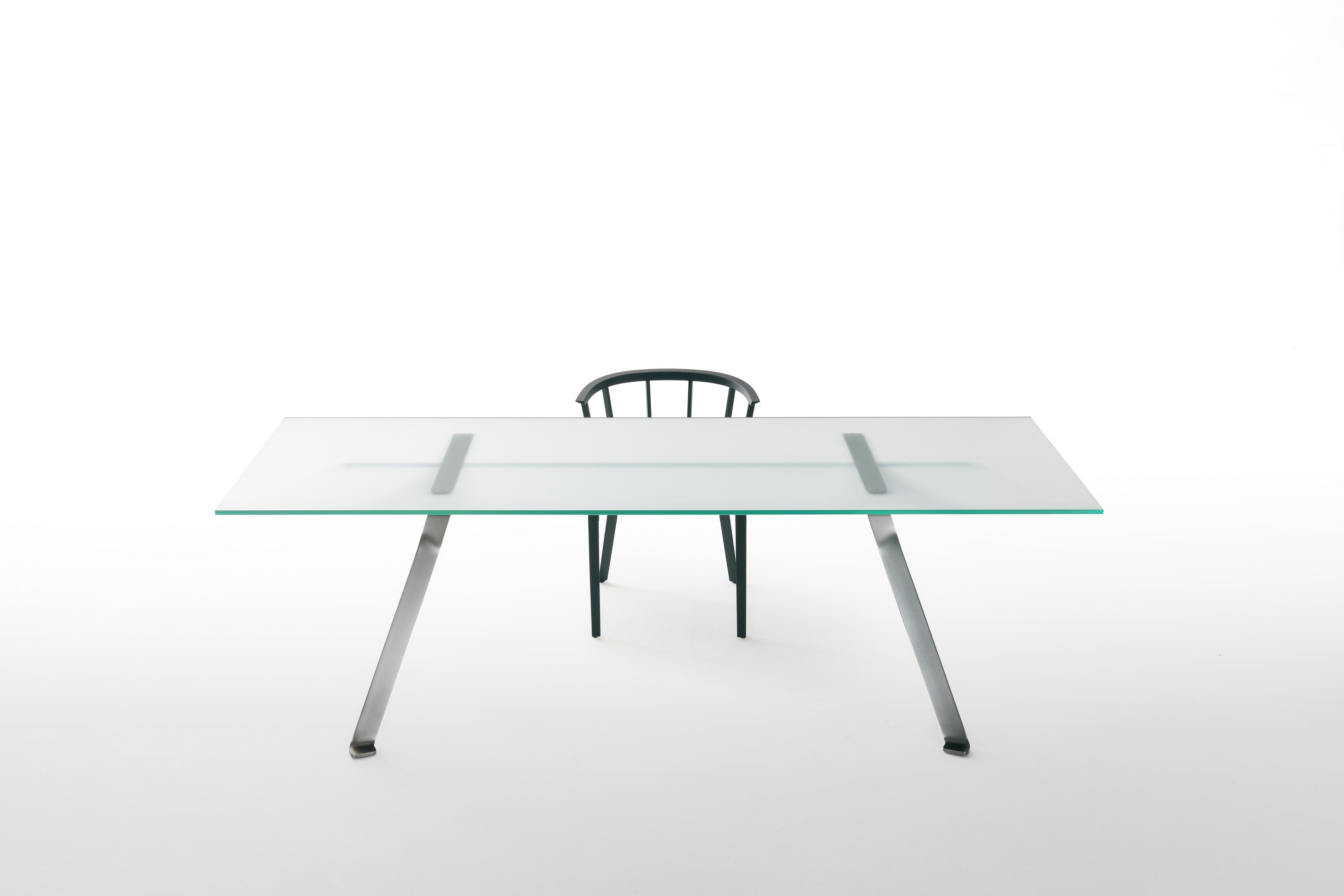 MARI CRISTAL Table By Glas Italia | design Philippe Starck