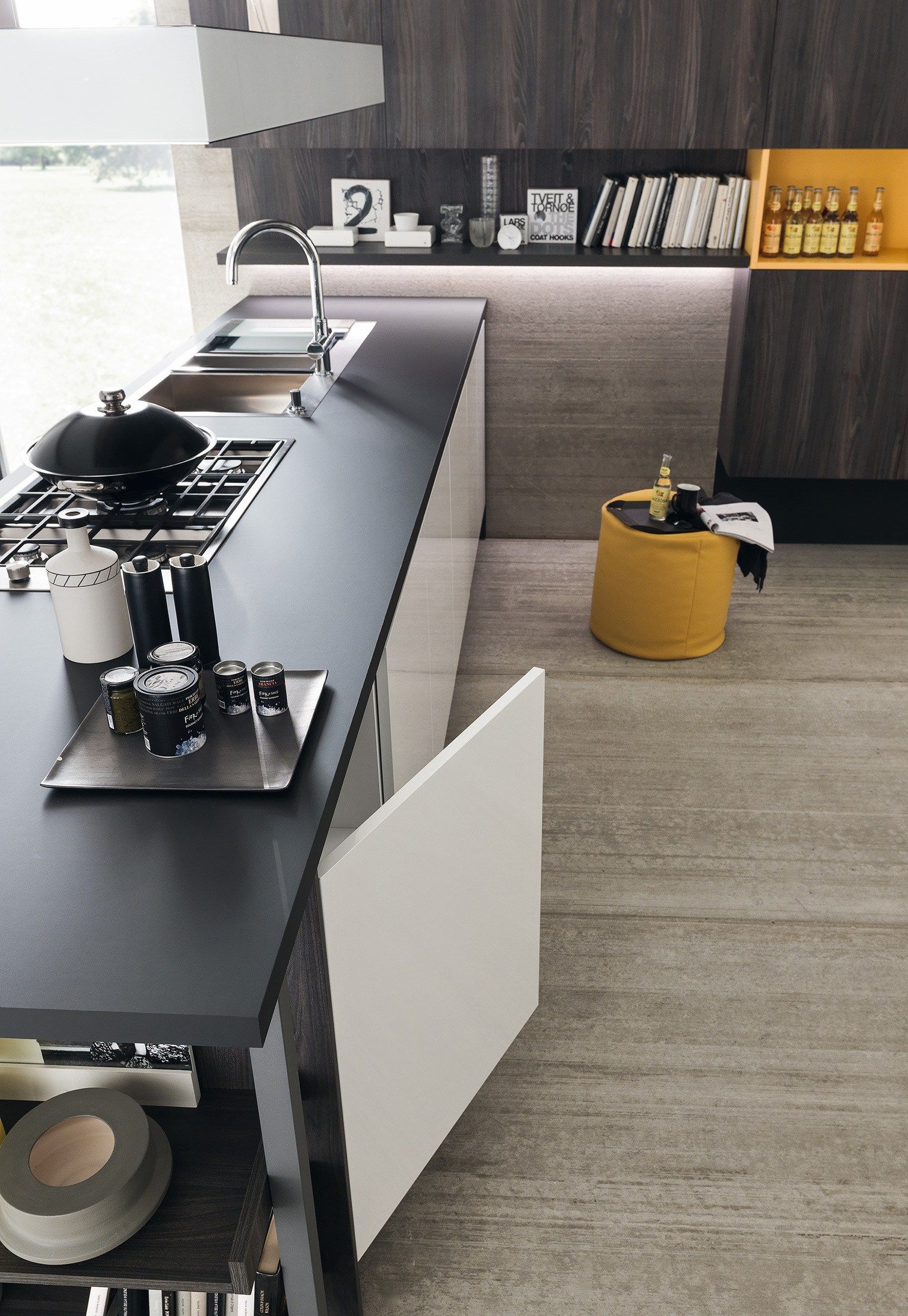 MARINA LINE 3.0 / 02 Cocina integral de Fenix-NTM® con península By ...