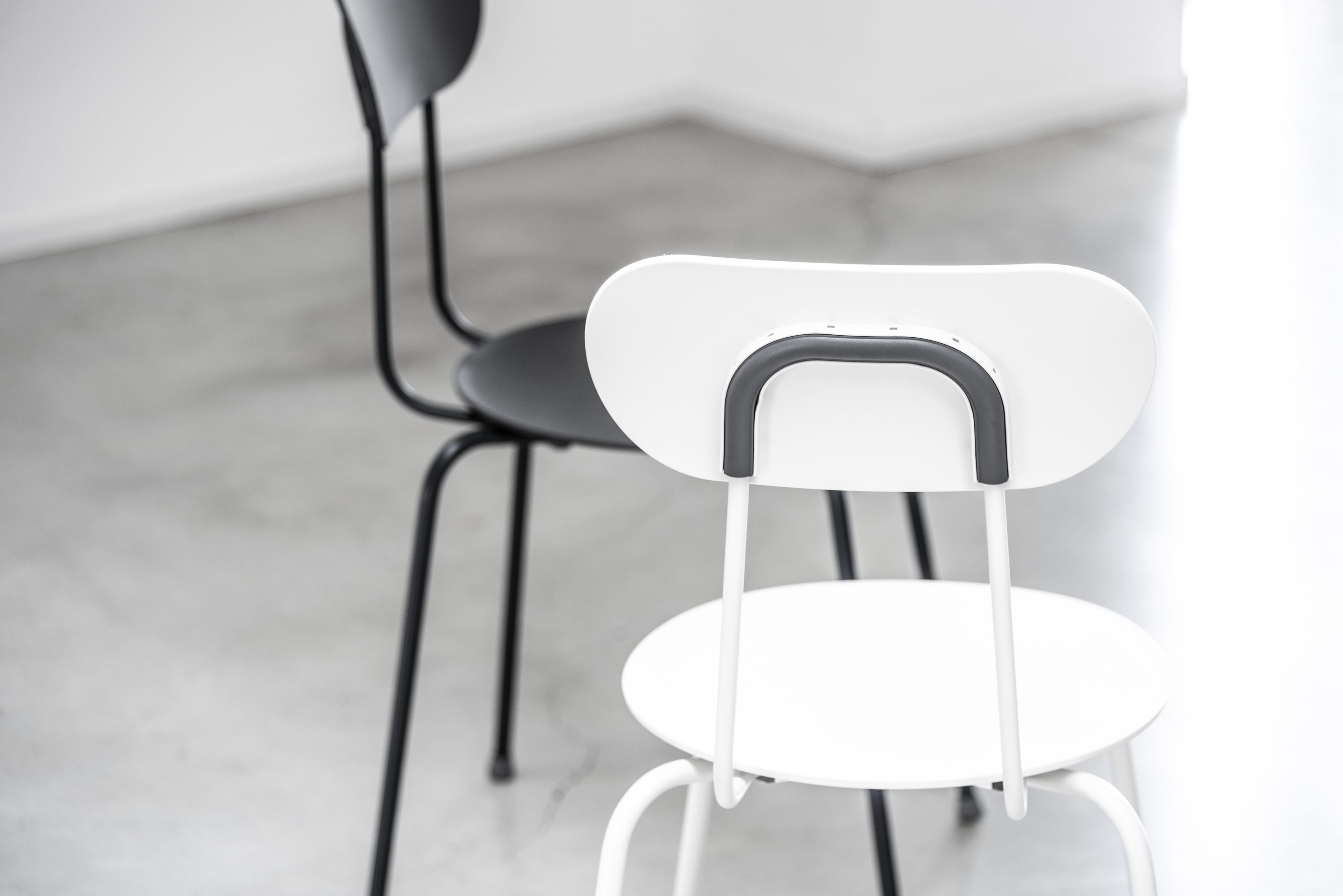 MARIOLINA MONO Stackable polypropylene chair By Magis