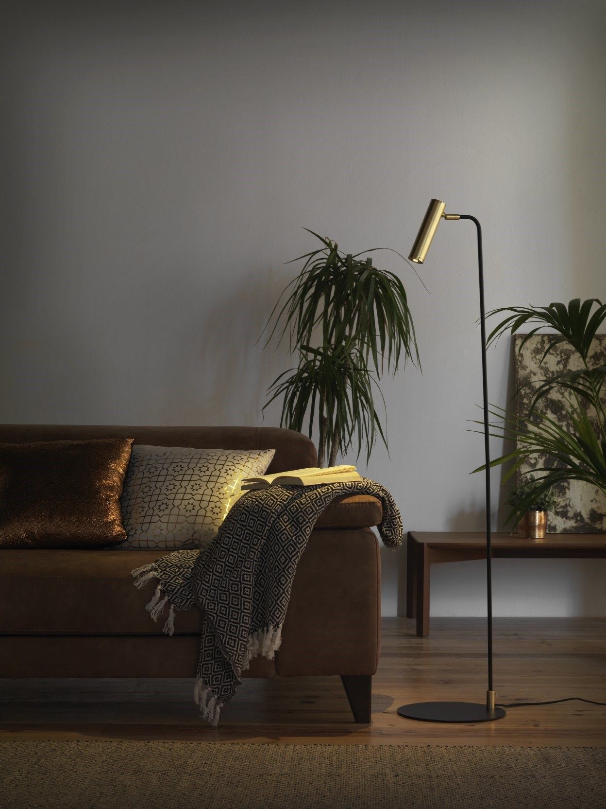 MARU LED adjustable metal floor lamp By Aromas del Campo | design JF ...