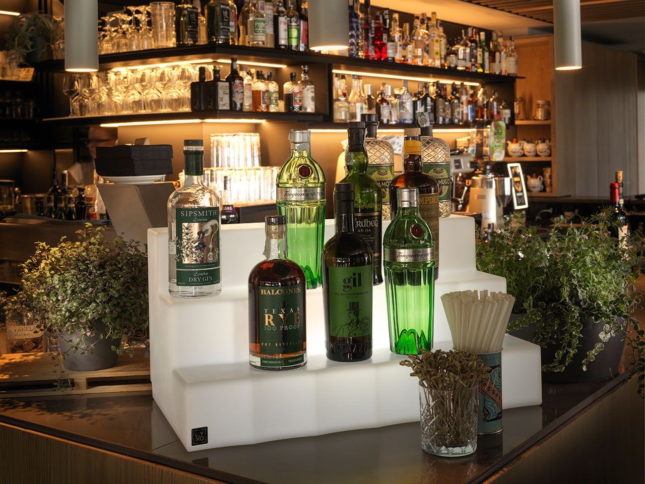 MARVY Polyethylene counter display unit By Lyxo Design