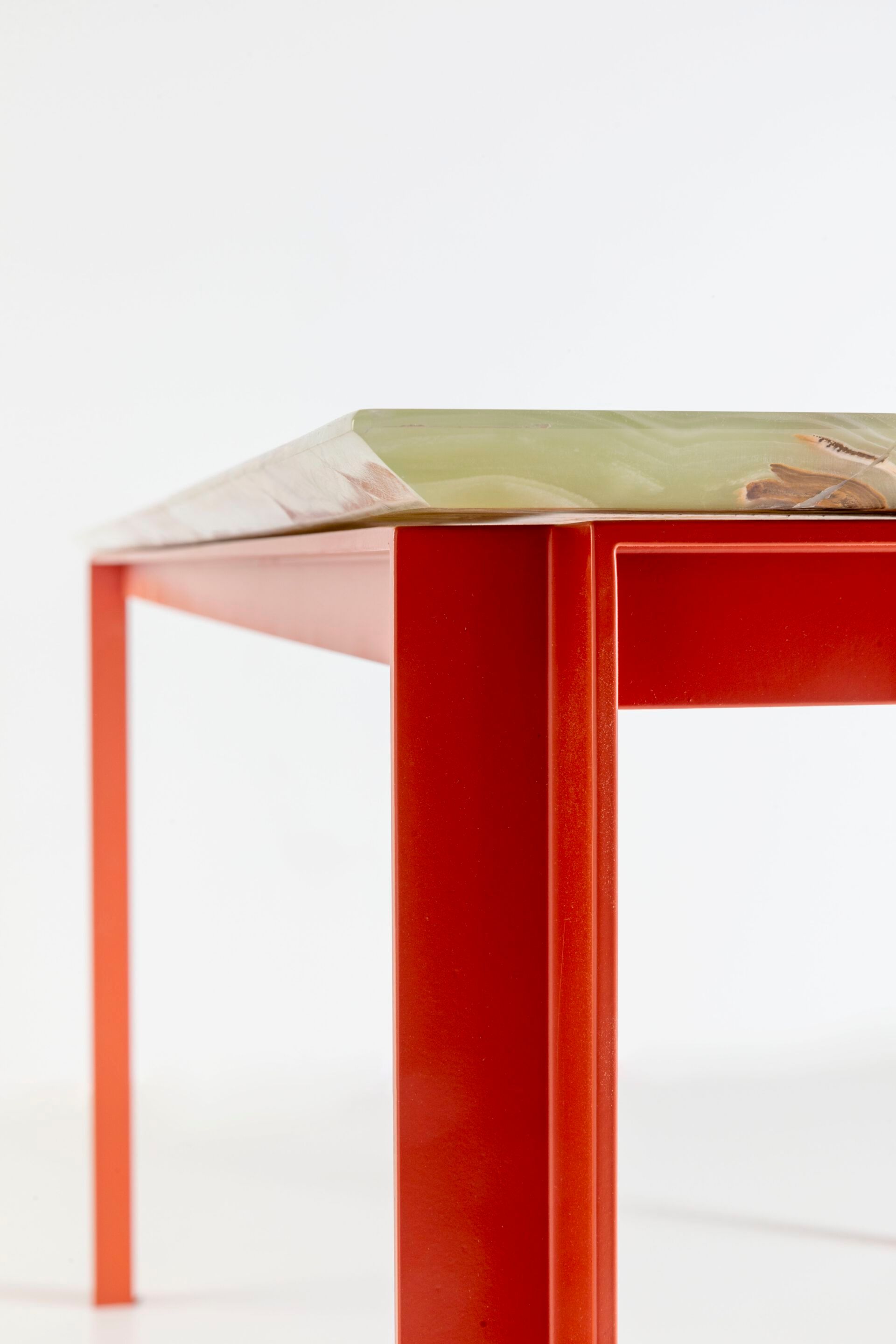 ONICE 45 ALTO 桌子 By MAS Design