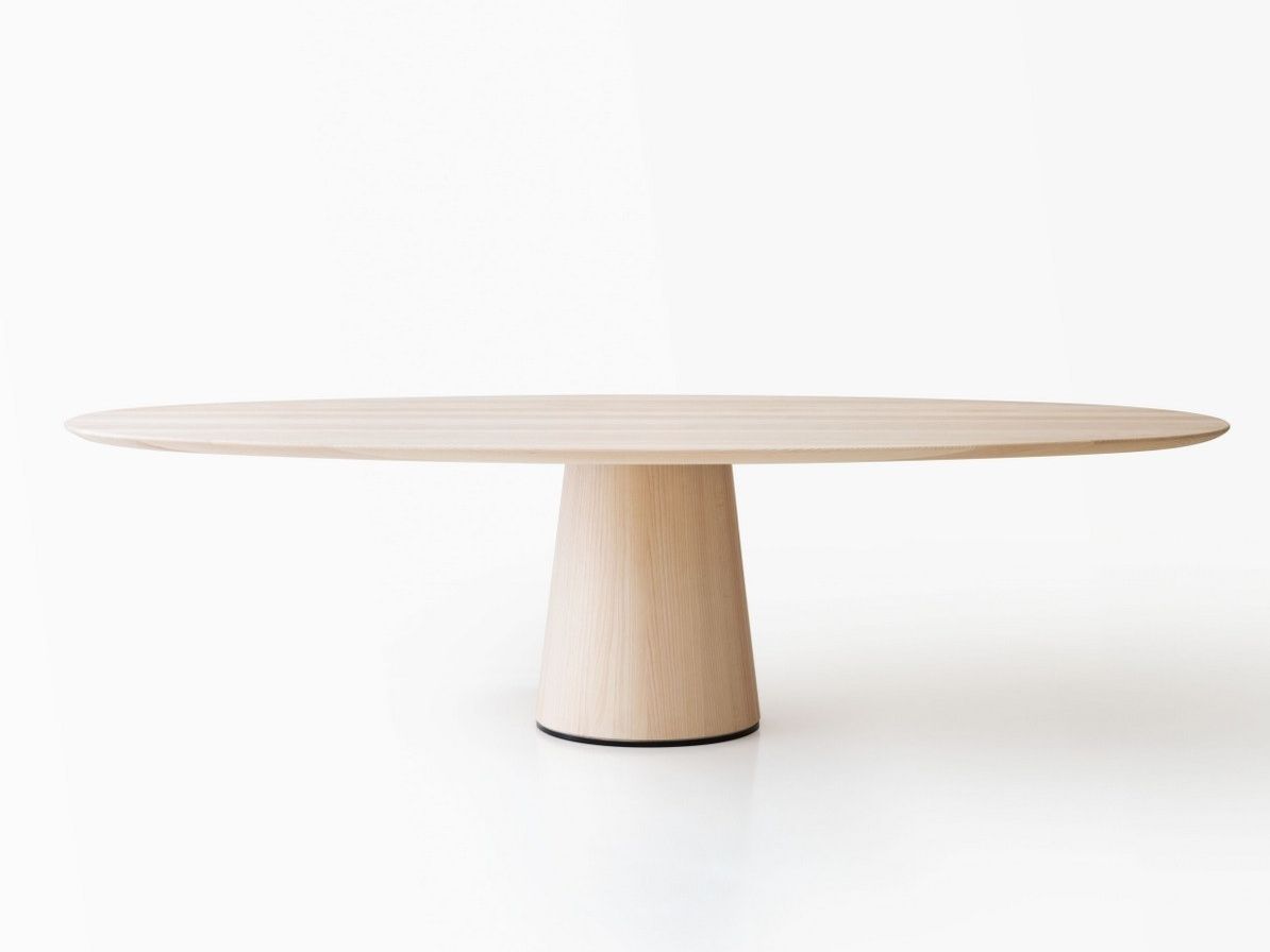 MATERIC Oval ash table By Porro | design Piero Lissoni