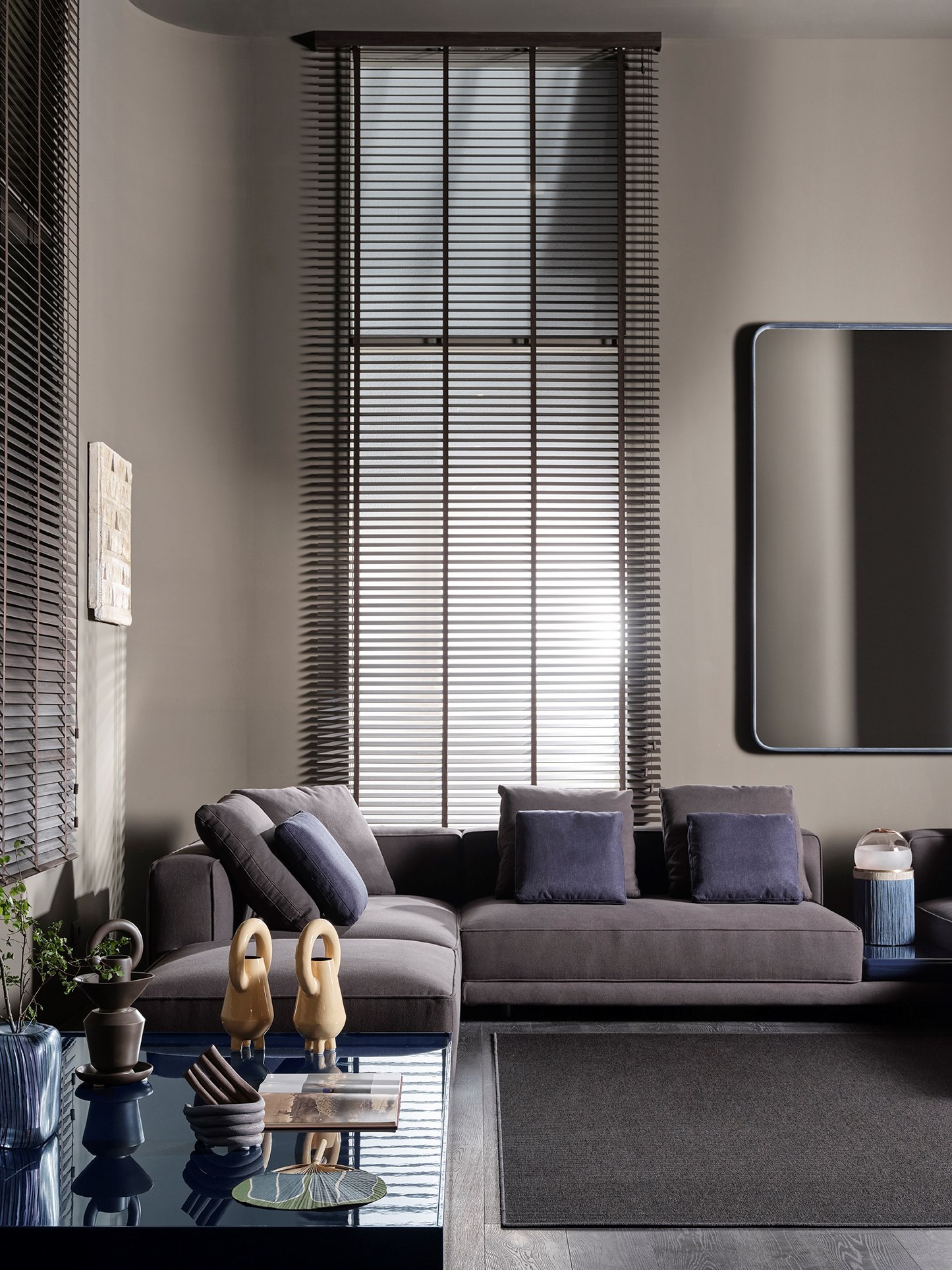 MAX Sofa By Meridiani | design Andrea Parisio