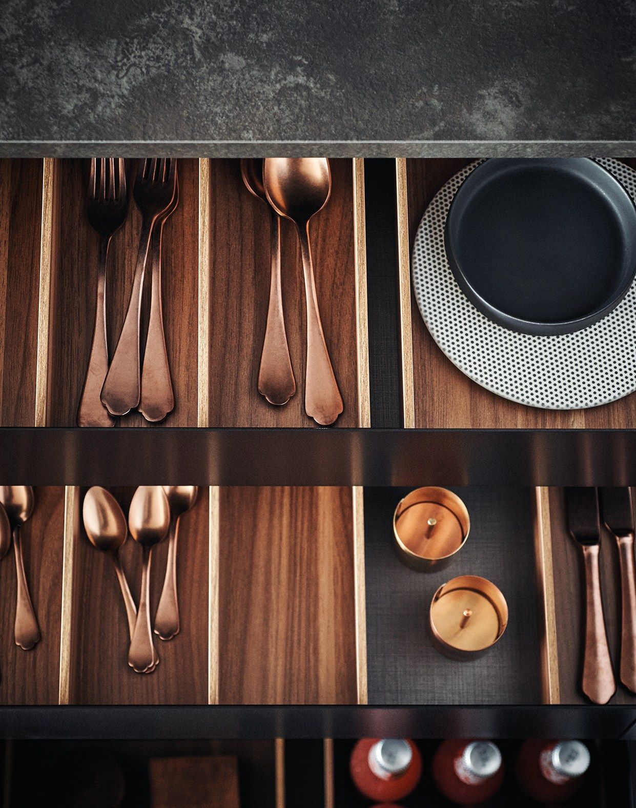 Lacquered melamine fitted kitchen with peninsula MAXIMA 2.2 ...