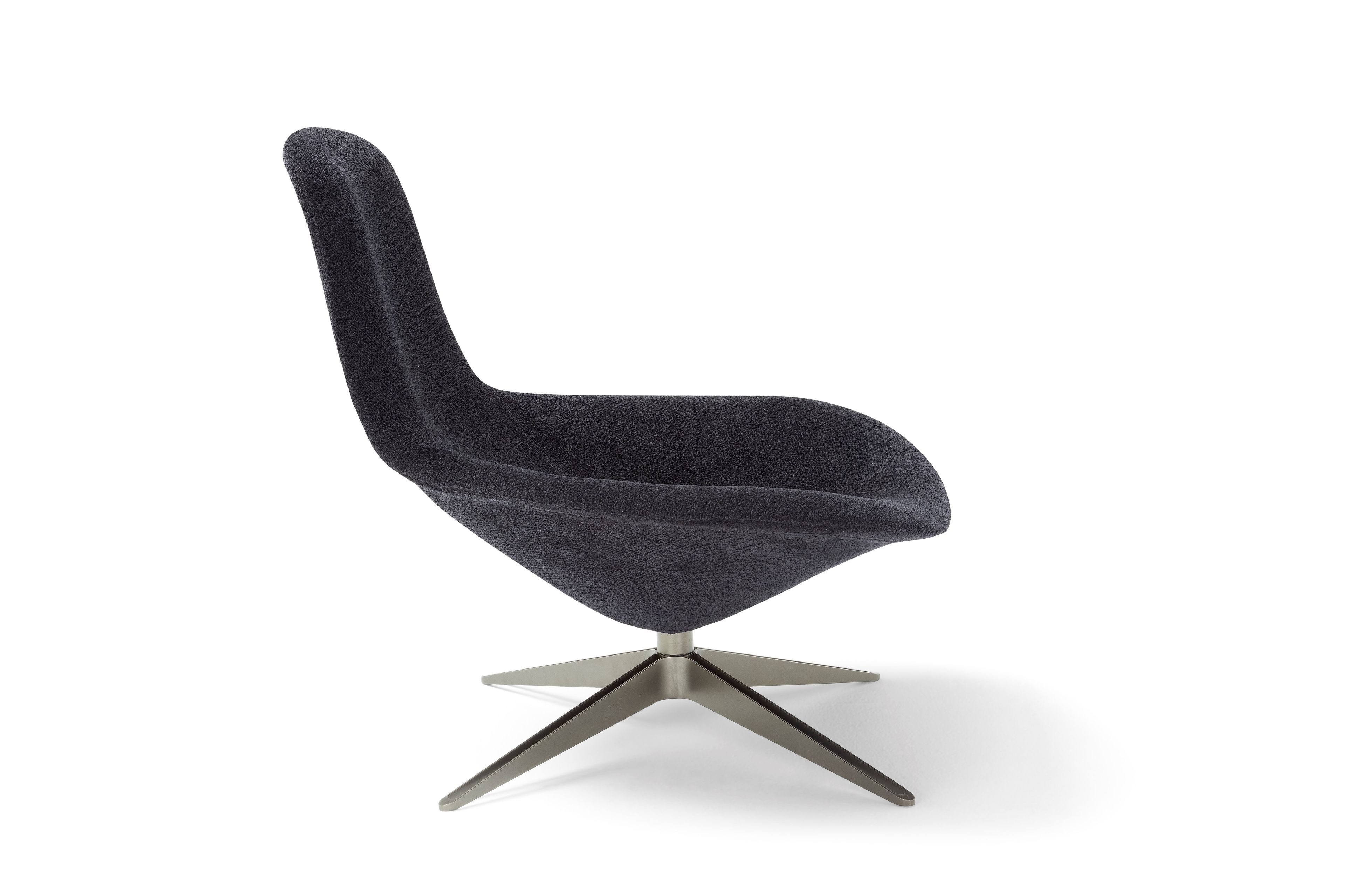 MEDEA Swivel armchair with spoke base By AMURA