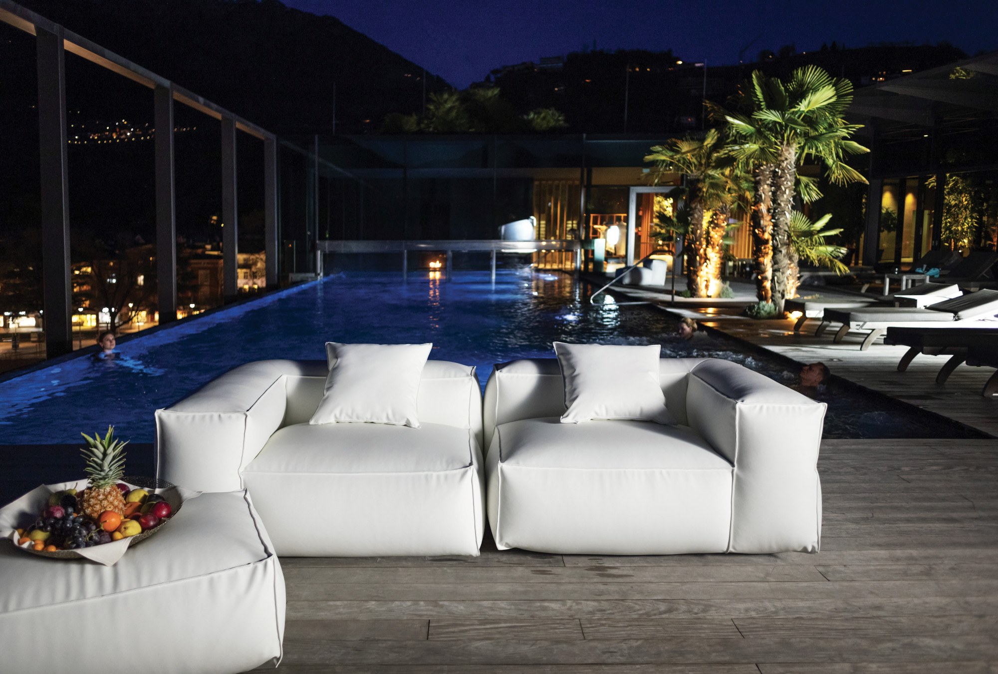 MEDITERRANEO Sofá de jardín modular de tela By GART