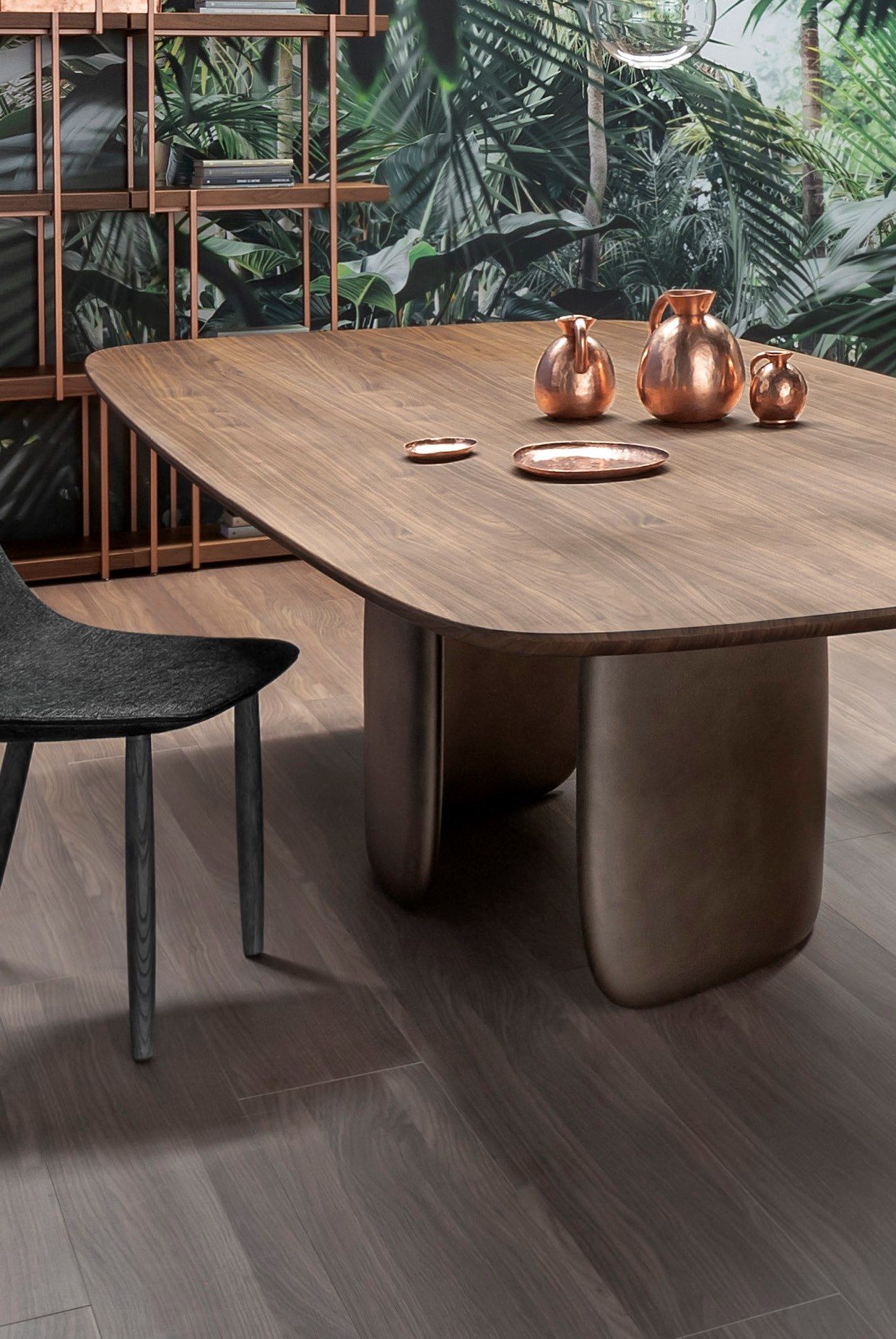 MELLOW Barrel-shaped dining table By Bonaldo | design Bartoli Design