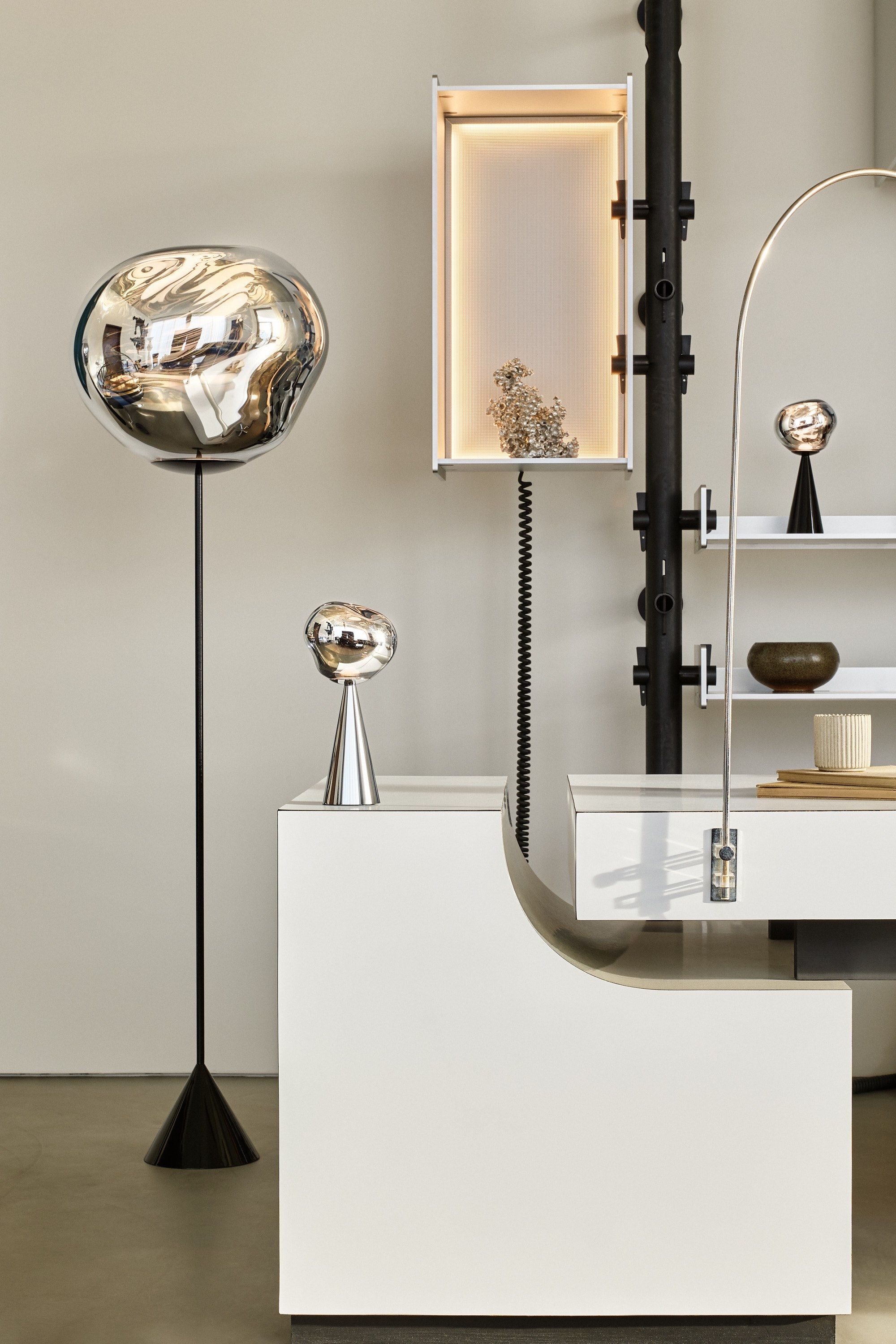 MELT Cordless LED table lamp By Tom Dixon | design Tom Dixon