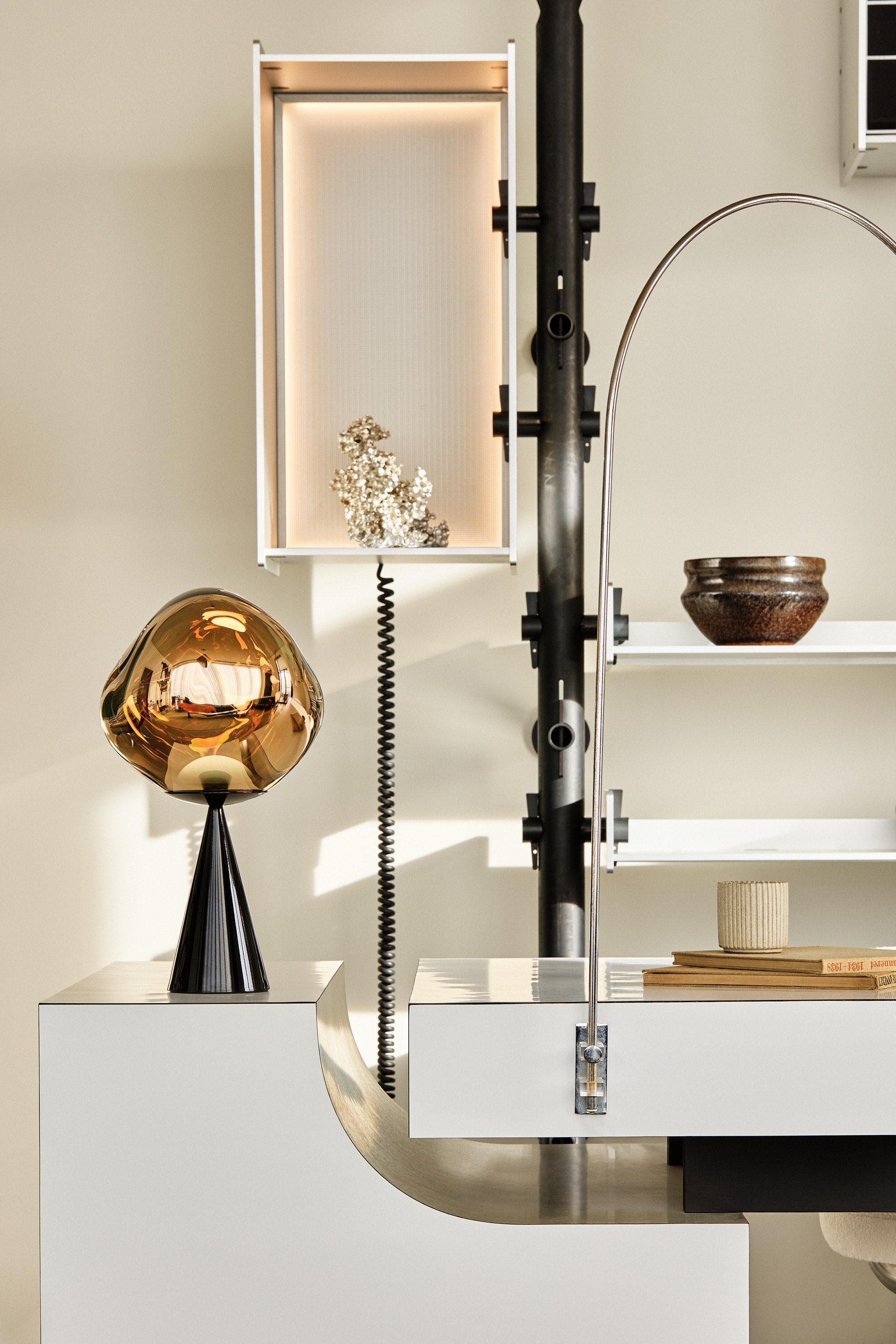 MELT Cordless LED table lamp By Tom Dixon | design Tom Dixon