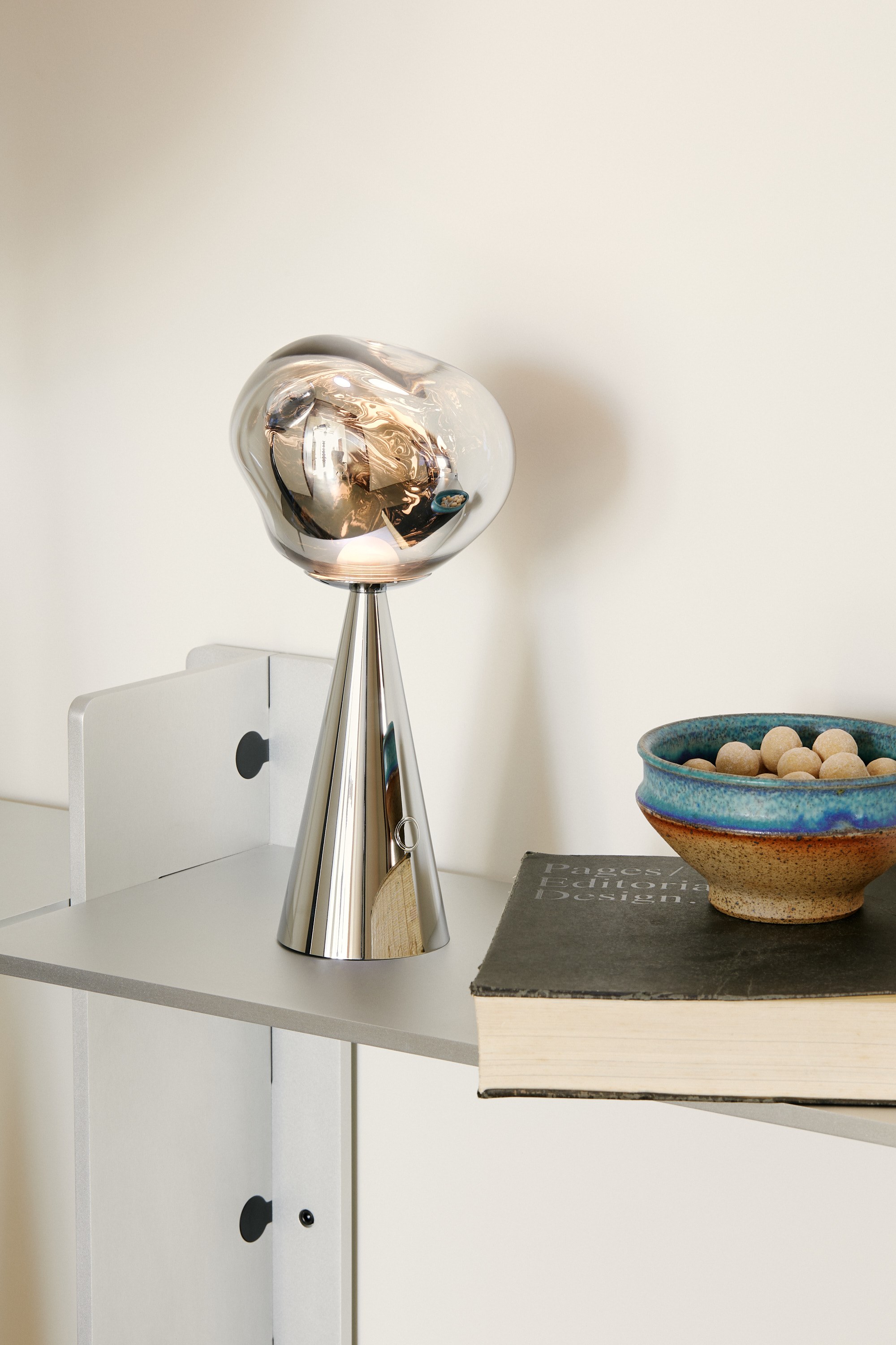 MELT Cordless LED table lamp By Tom Dixon | design Tom Dixon