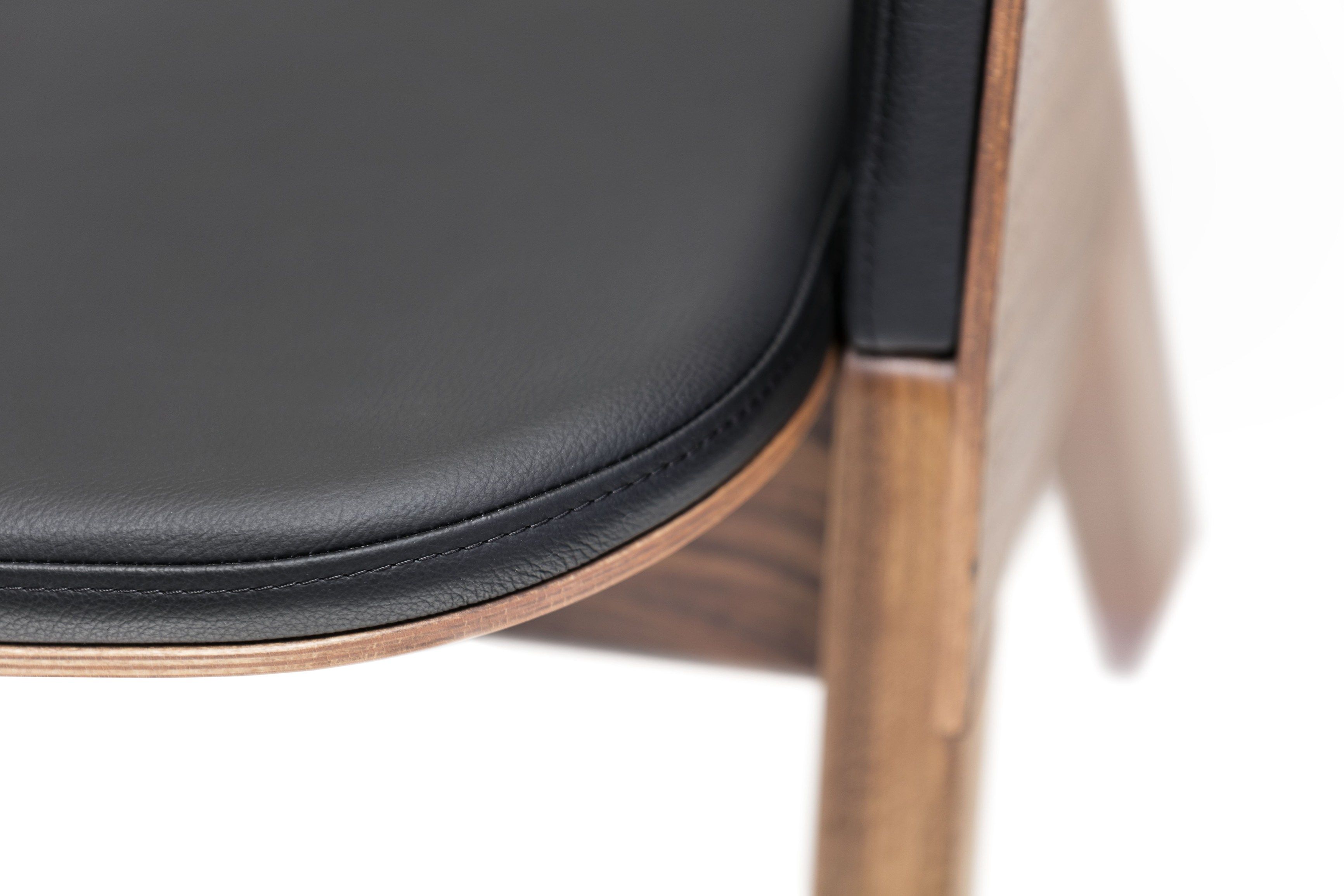 MERANO LOUNGE By TON