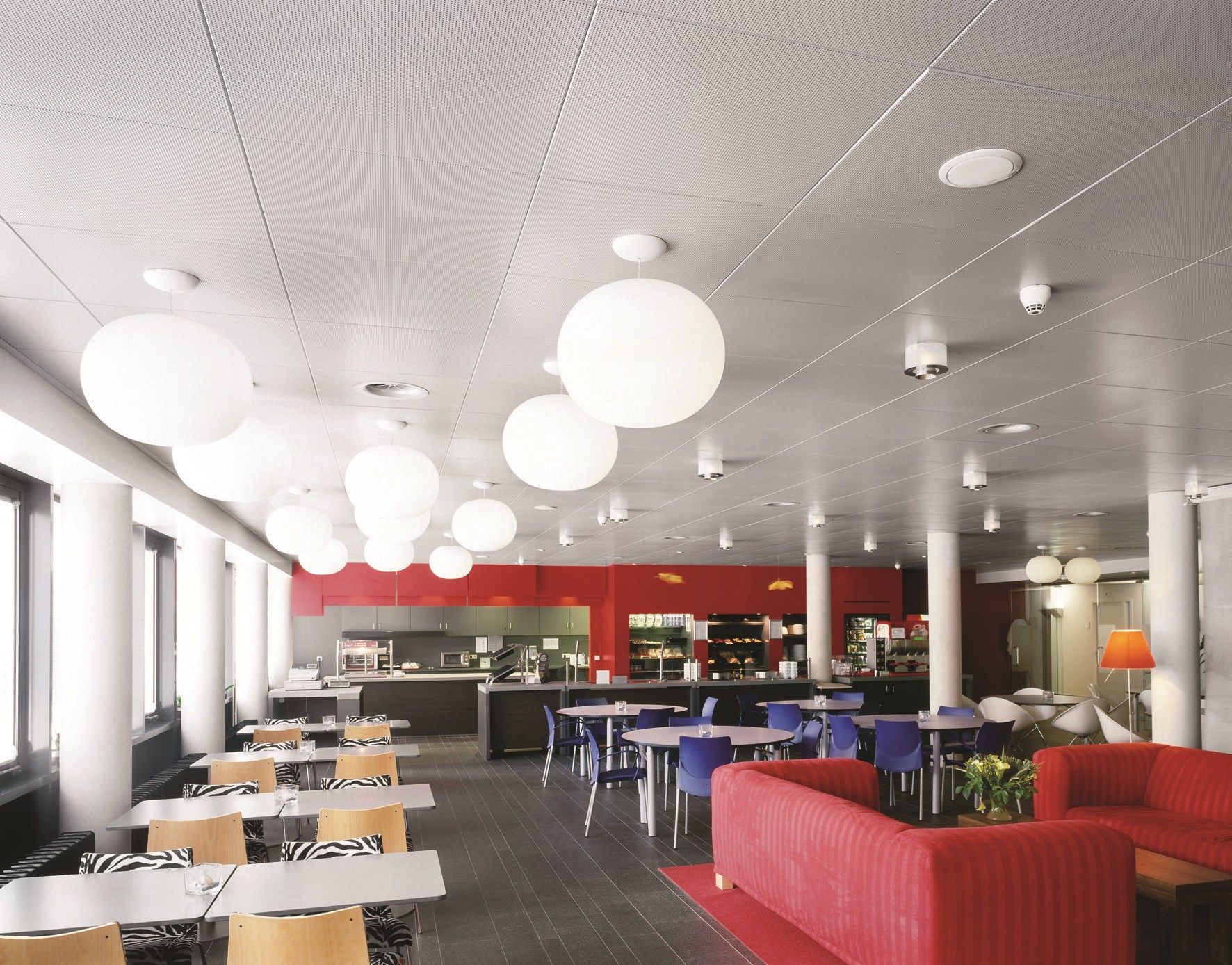 Pannelli per controsoffitto acustico in metallo METAL CLIP-IN By Armstrong