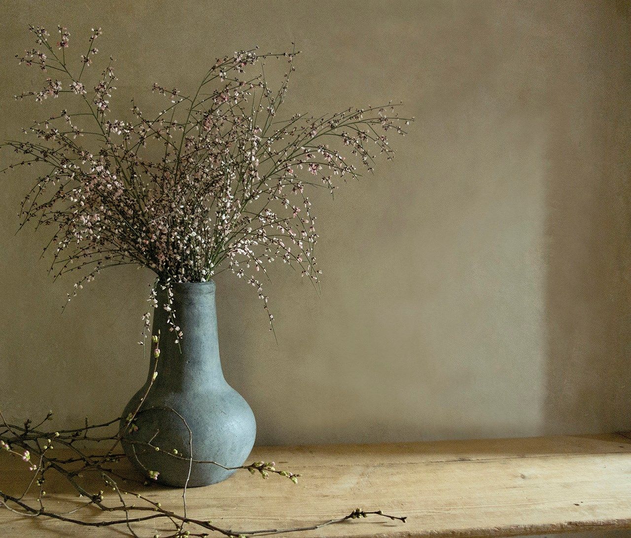 Decorative painting finish with concrete effect METEORE 10 INTONACO By ...