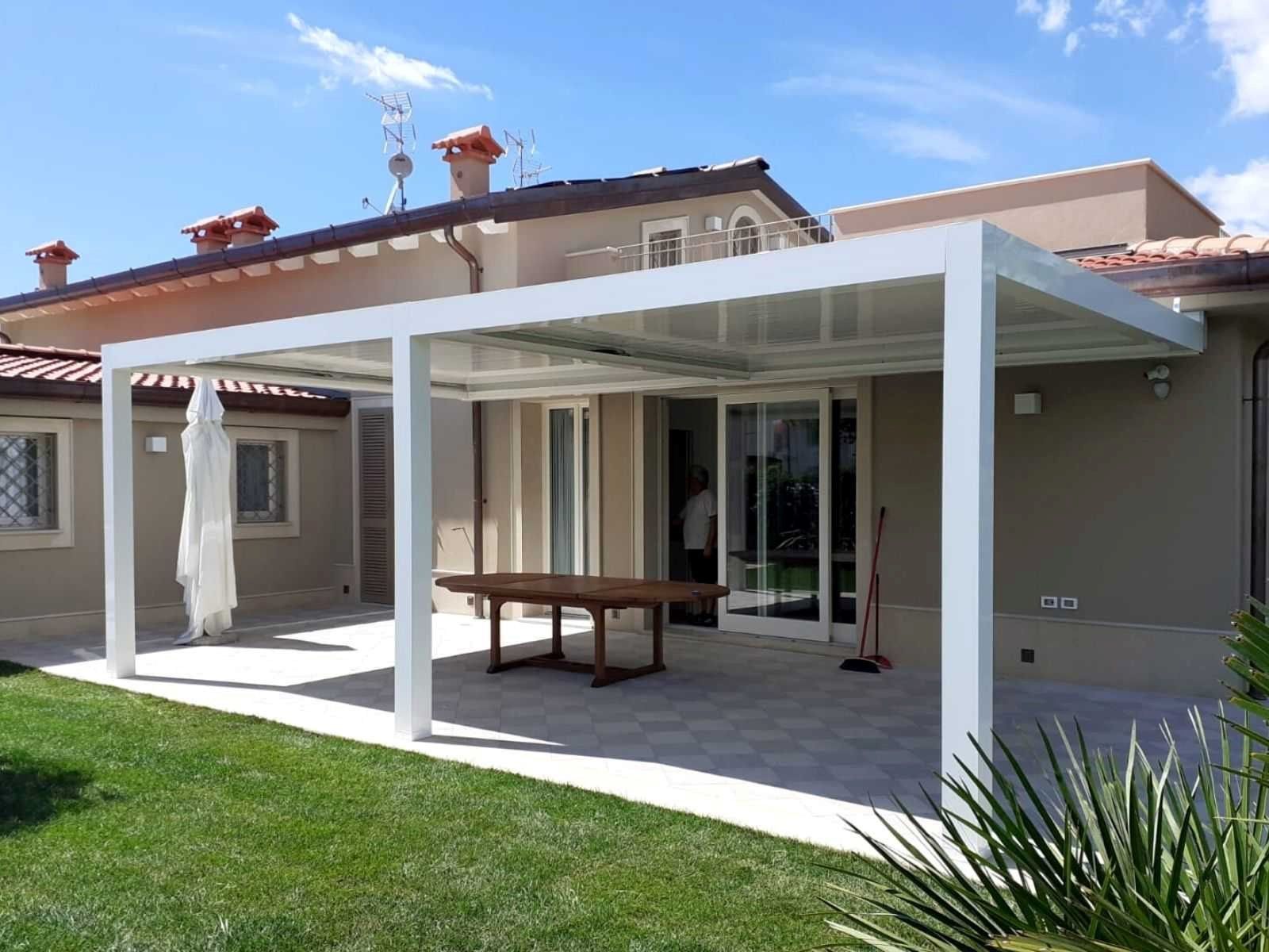 MICHELLE | Wall-mounted pergola Michelle Collection By Belle Pergole