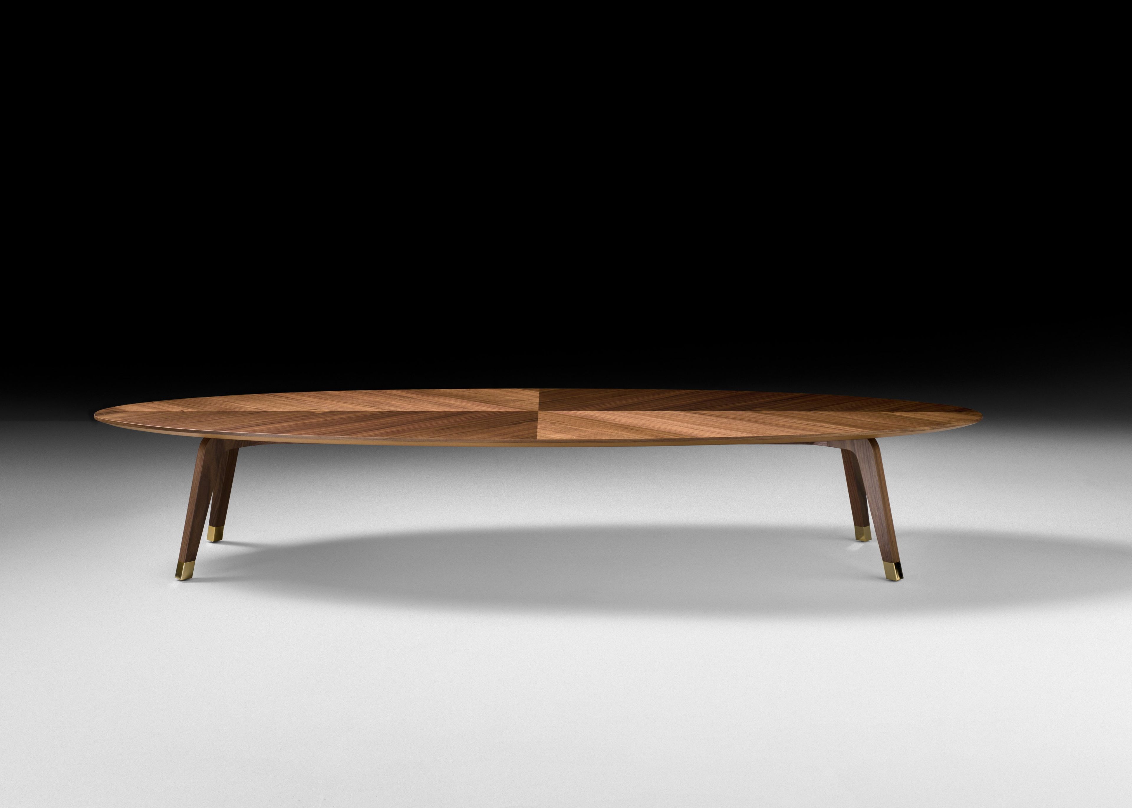 Low oval walnut coffee table MILTON By Black Tie design Beatriz Sempere