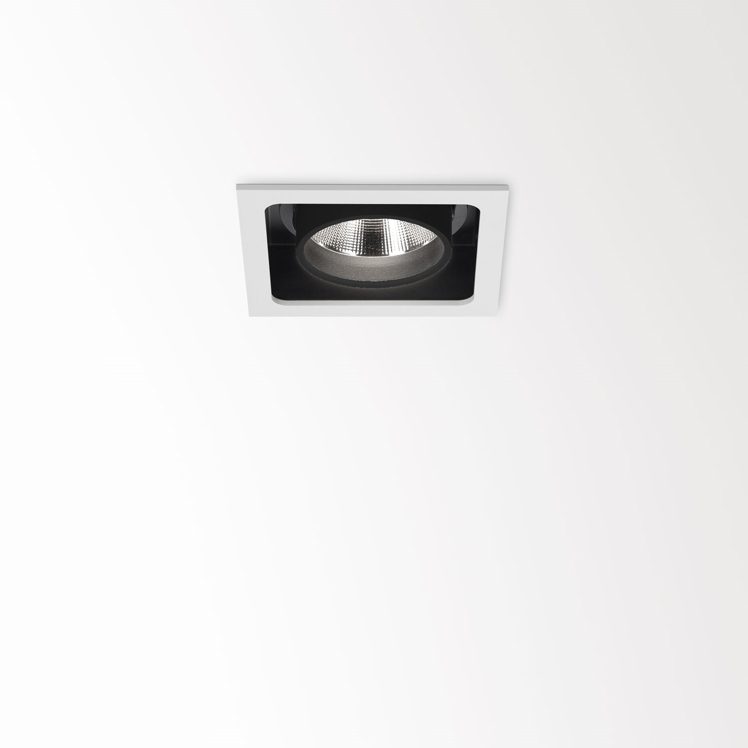 MINIGRID IN HP | Adjustable spotlight By Delta Light