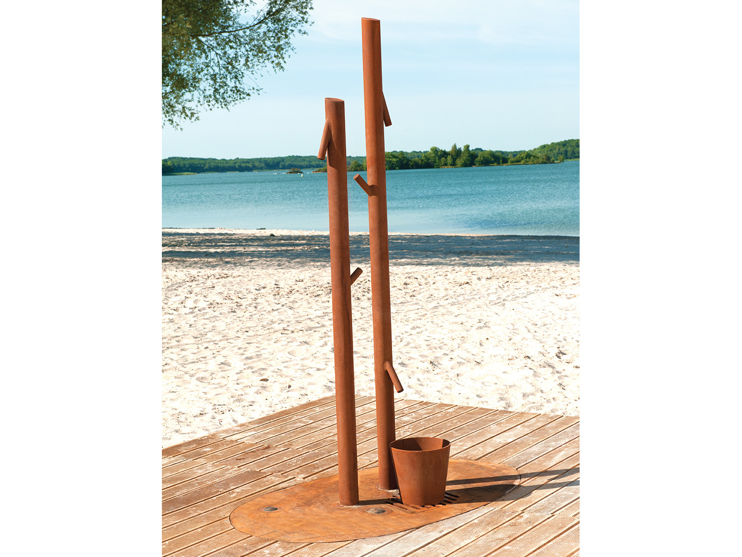 MONSIEUR Corten™ outdoor shower By CYRIA