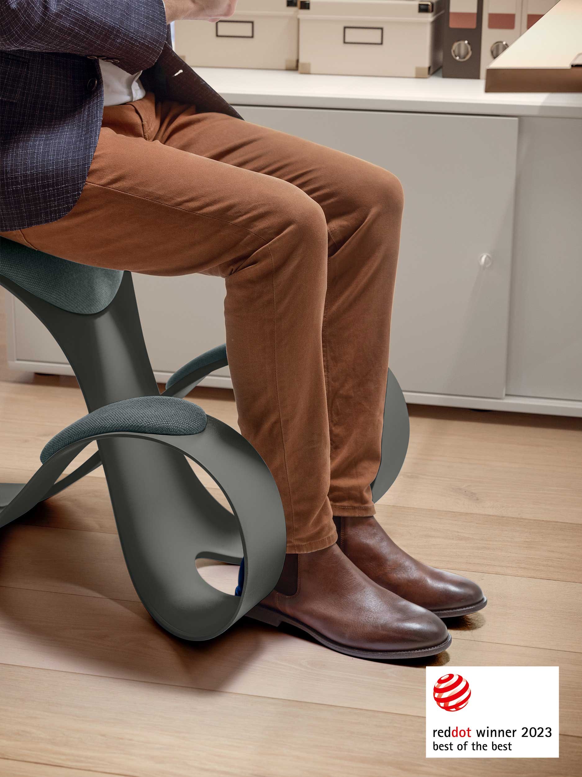 MOON Chair By Quadrifoglio Group | design Serena Papait