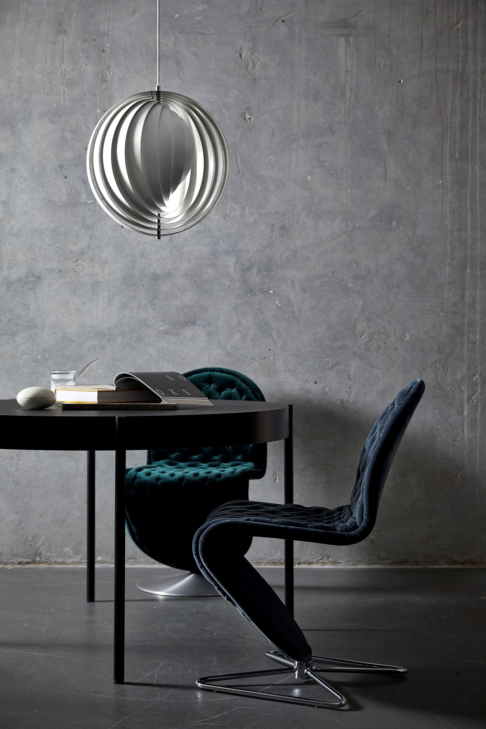 MOON Pendant lamp By Verpan | design Verner Panton
