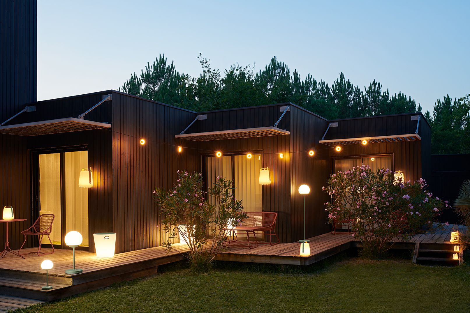 MOOON! | Floor lamp By Fermob design Tristan Lohner