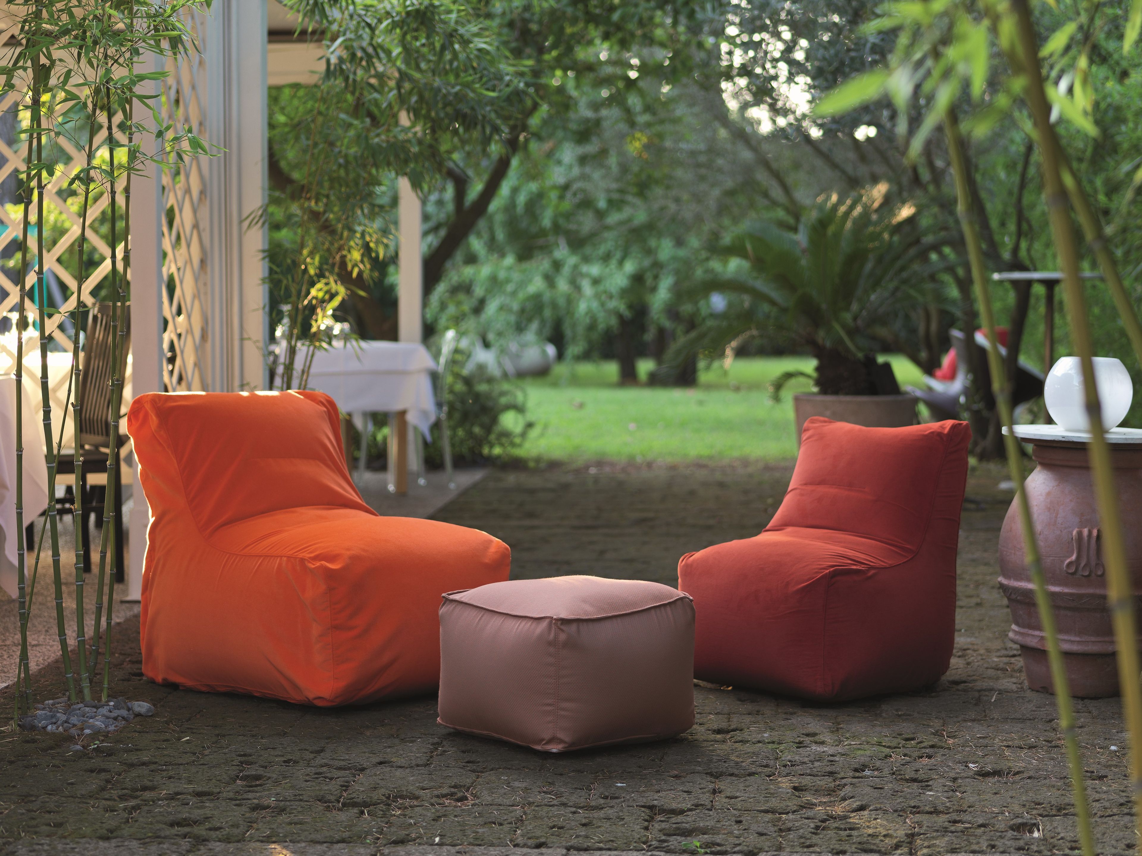 MORFINO POUF Square fabric pouf By Casamania & Horm