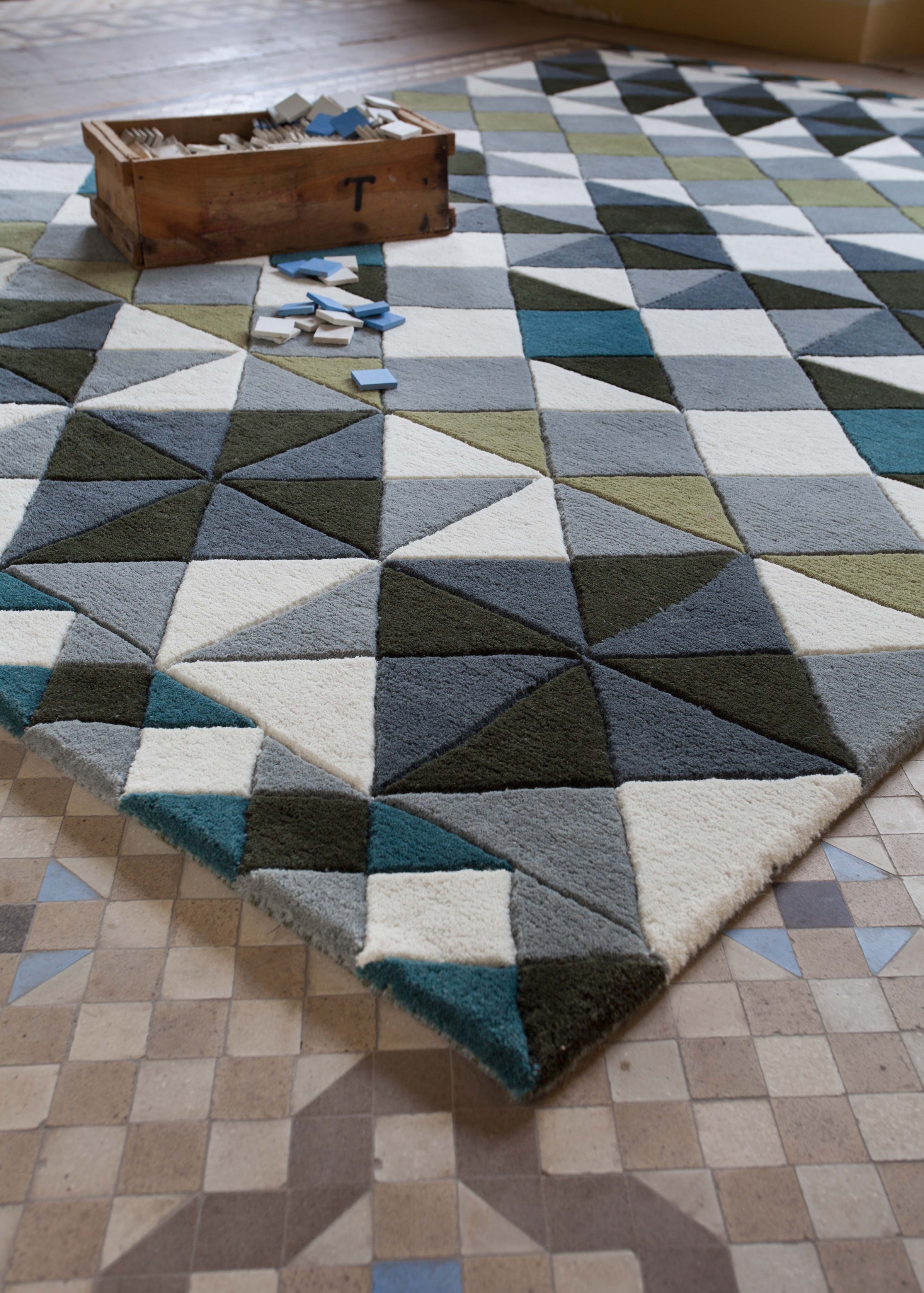 MOSAÏEK Tapis By GAN | design Javier Tortosa