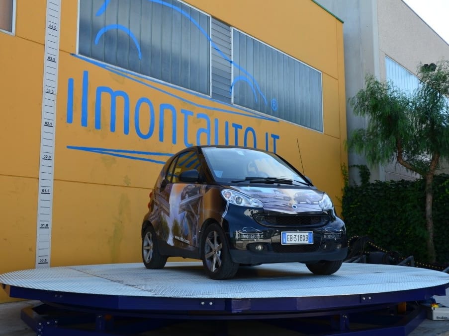 MOVING AND TURNING PLATFORMS Rotating, moving platform for car By RDT ...