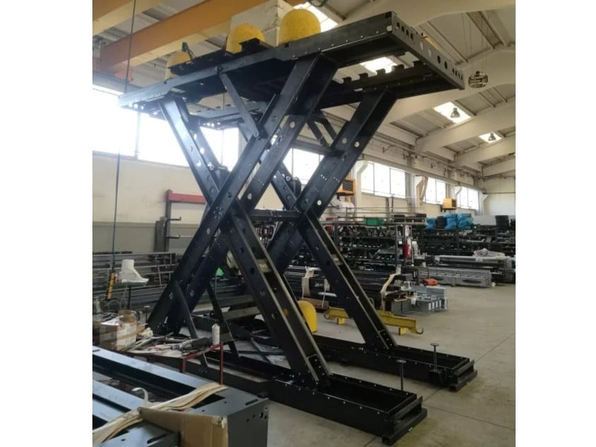 MPA SCISSOR LIFT PLATFORM parking lift By CARMEC