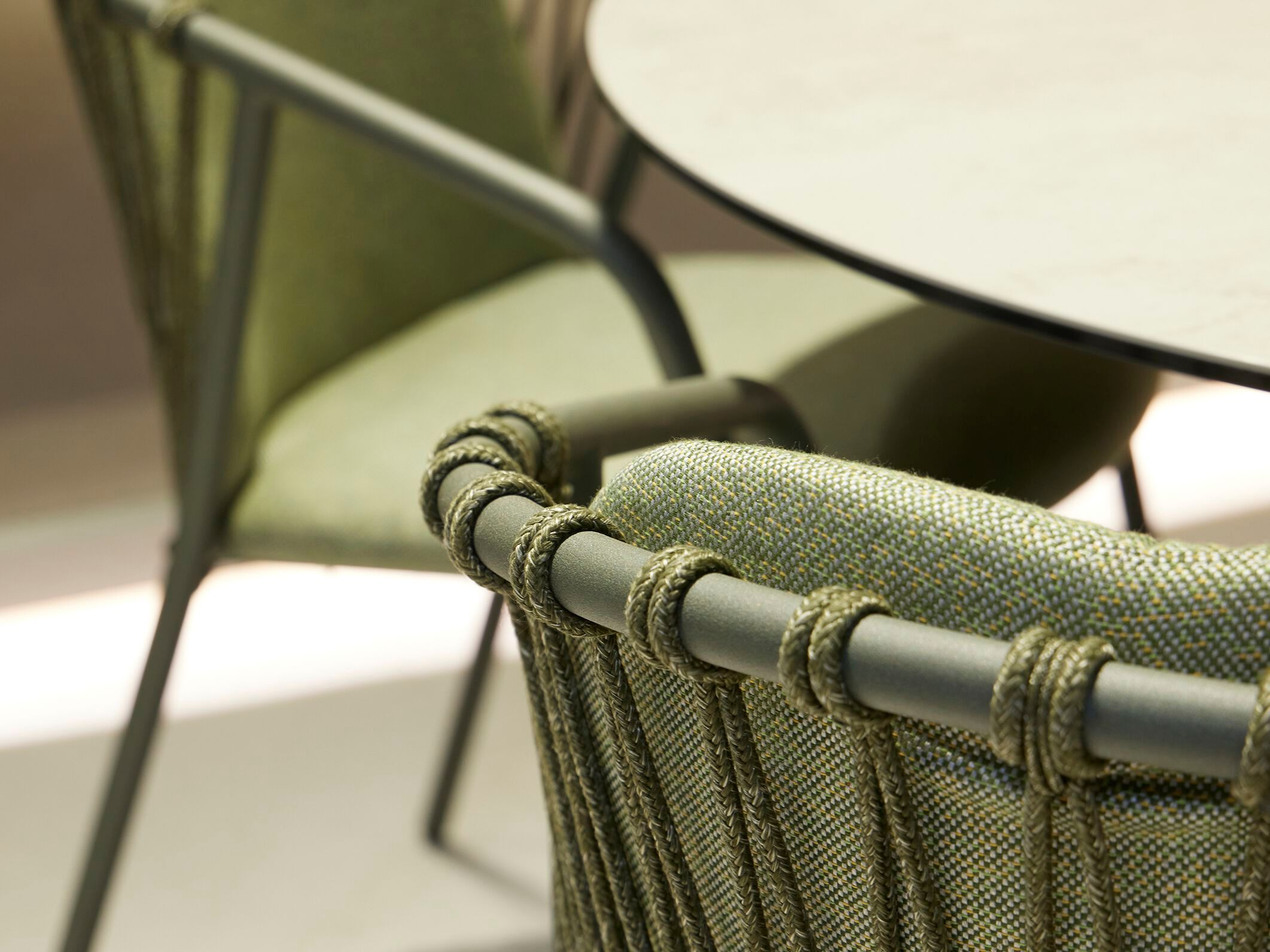 BAGA Stainless steel and rope garden chair with armrests By MUSOLA