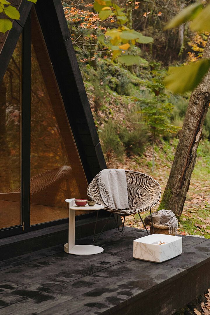 ESSENTIA CALACATTA ORO Chimenea By Maami Home