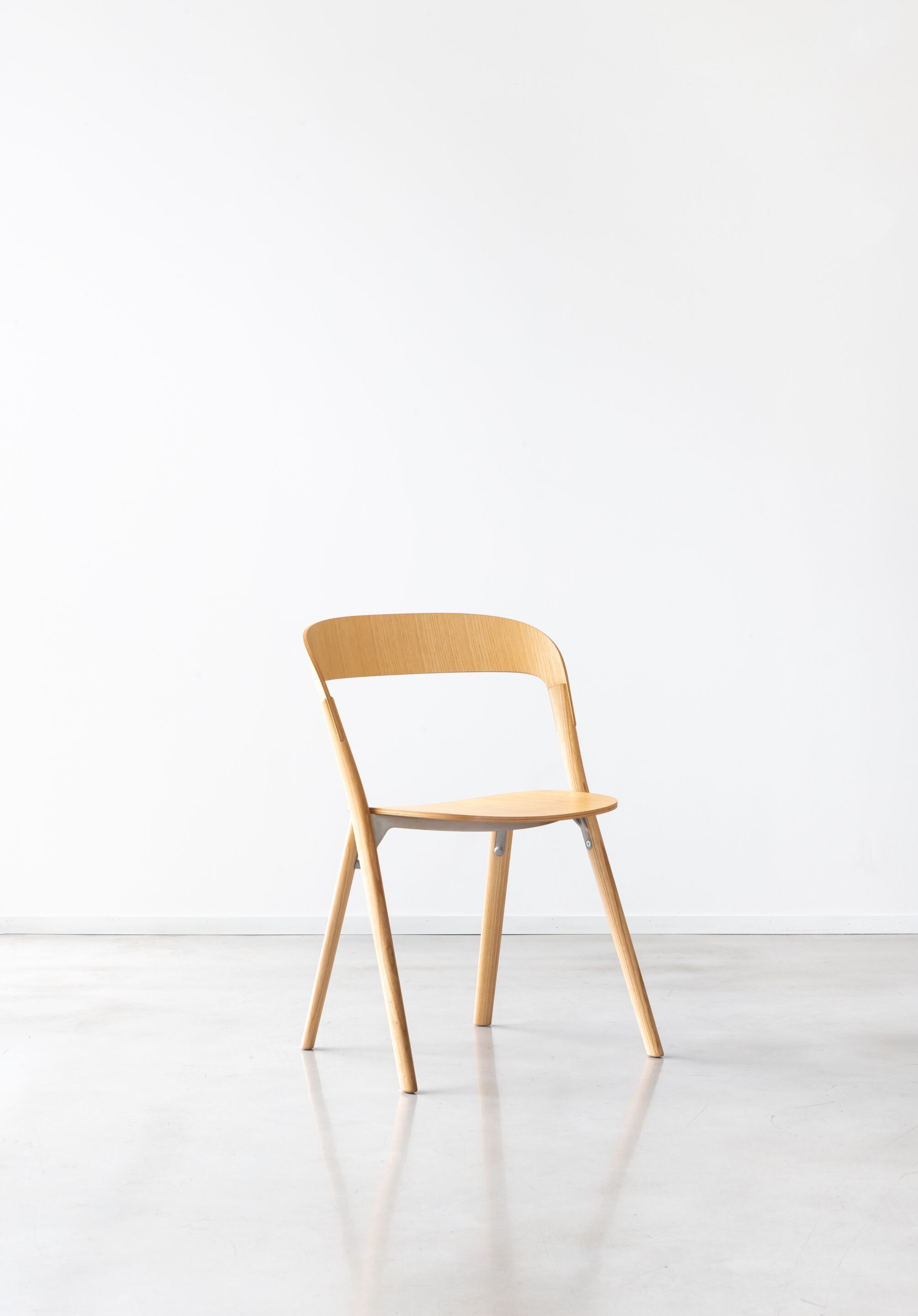 PILA Stackable multi-layer wood chair By Magis | design Ronan & Erwan ...