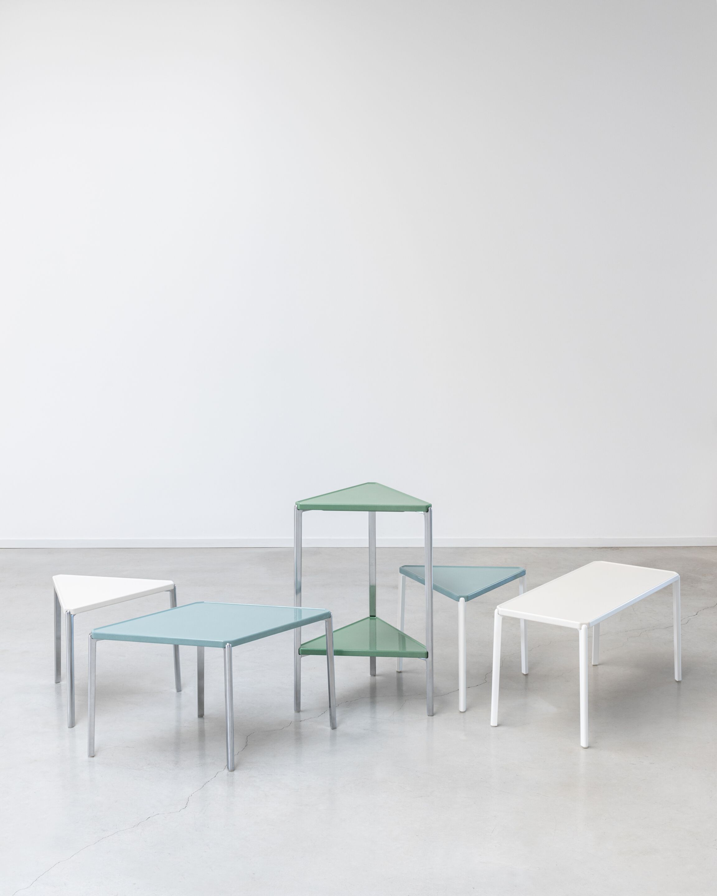TAMBOUR Coffee table By Magis | design Ronan & Erwan Bouroullec