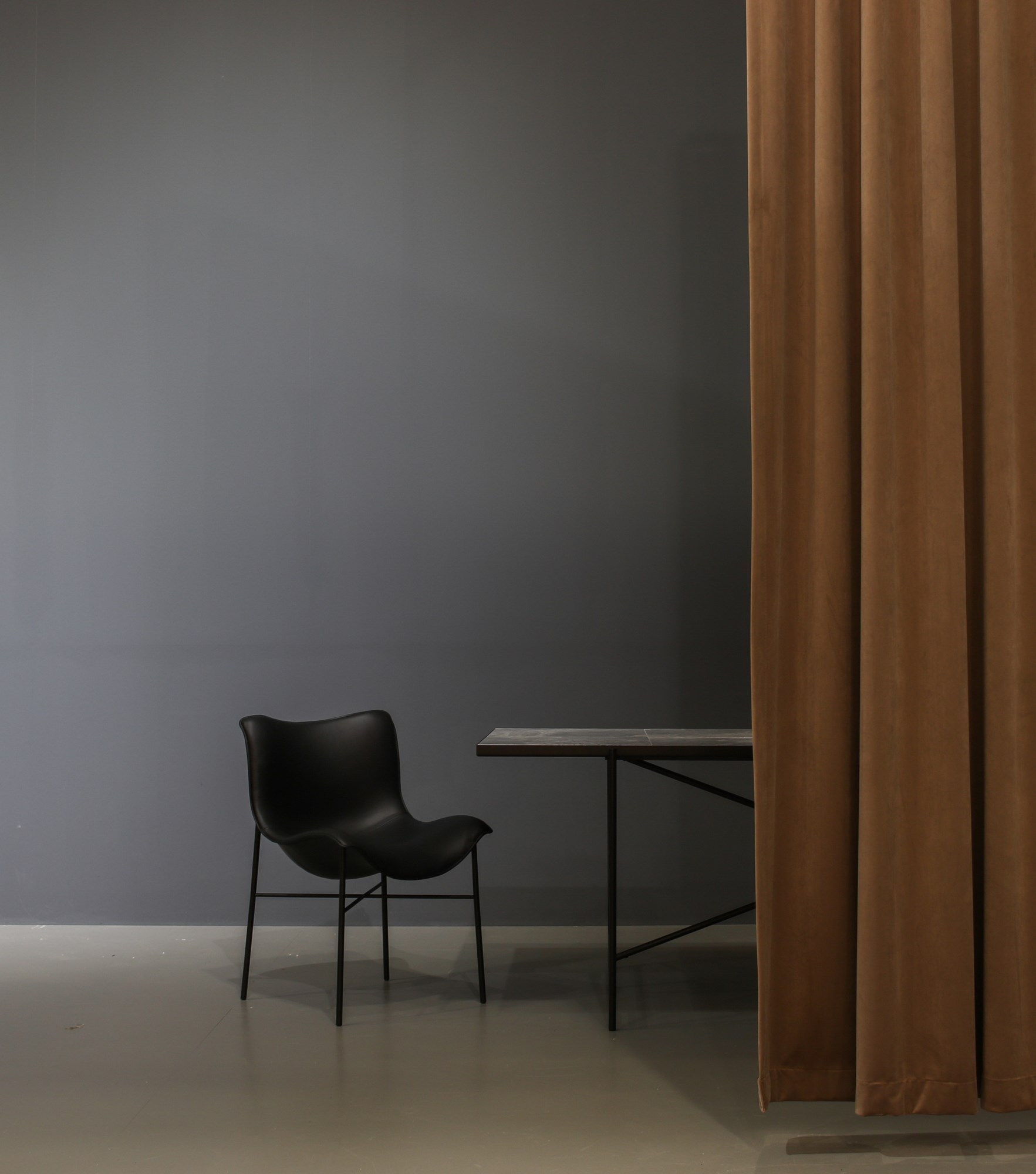 MANTLE By Handvärk design Iskos - Berlin