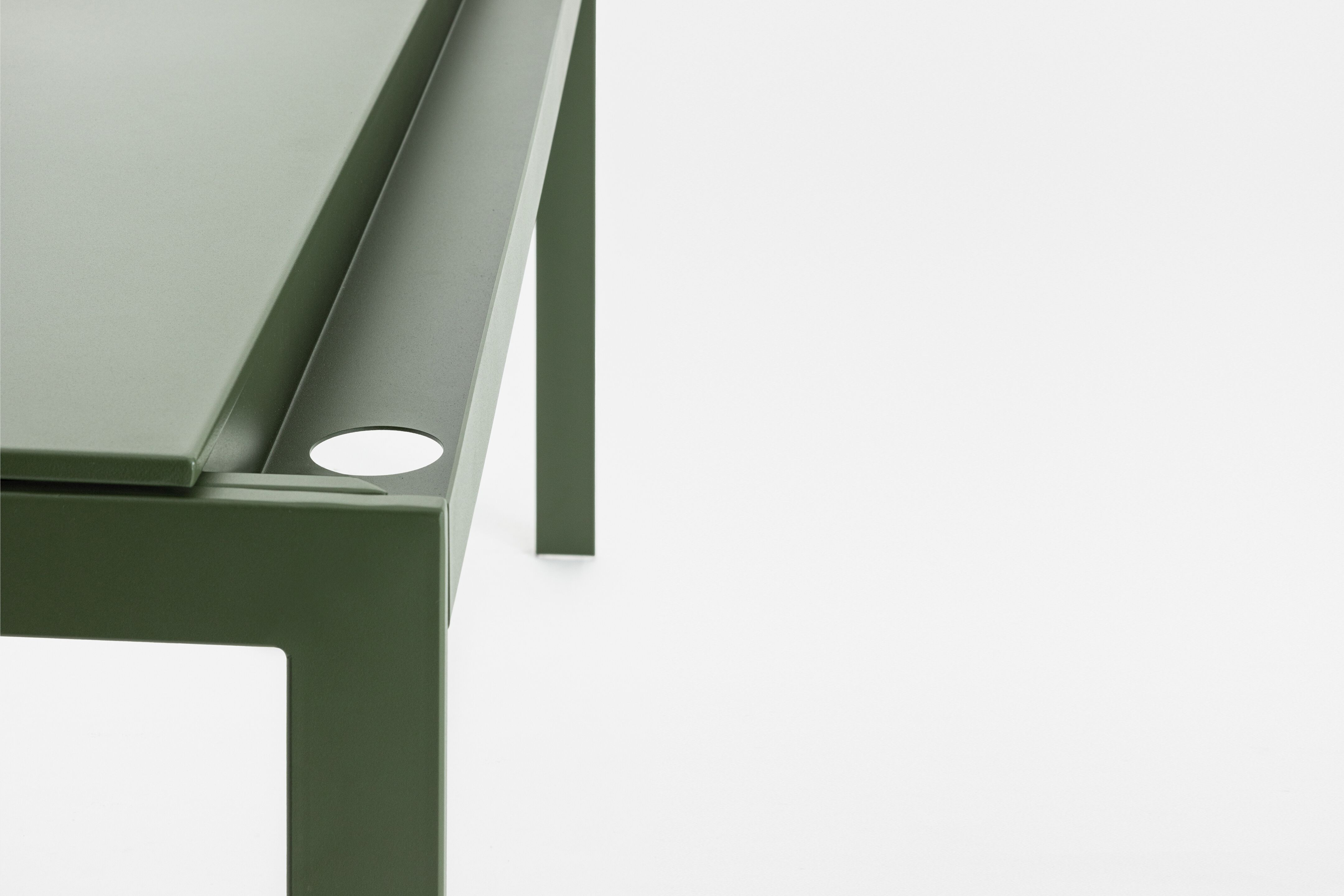 FOIL DESK Rectangular metal writing desk with drawers By Mara