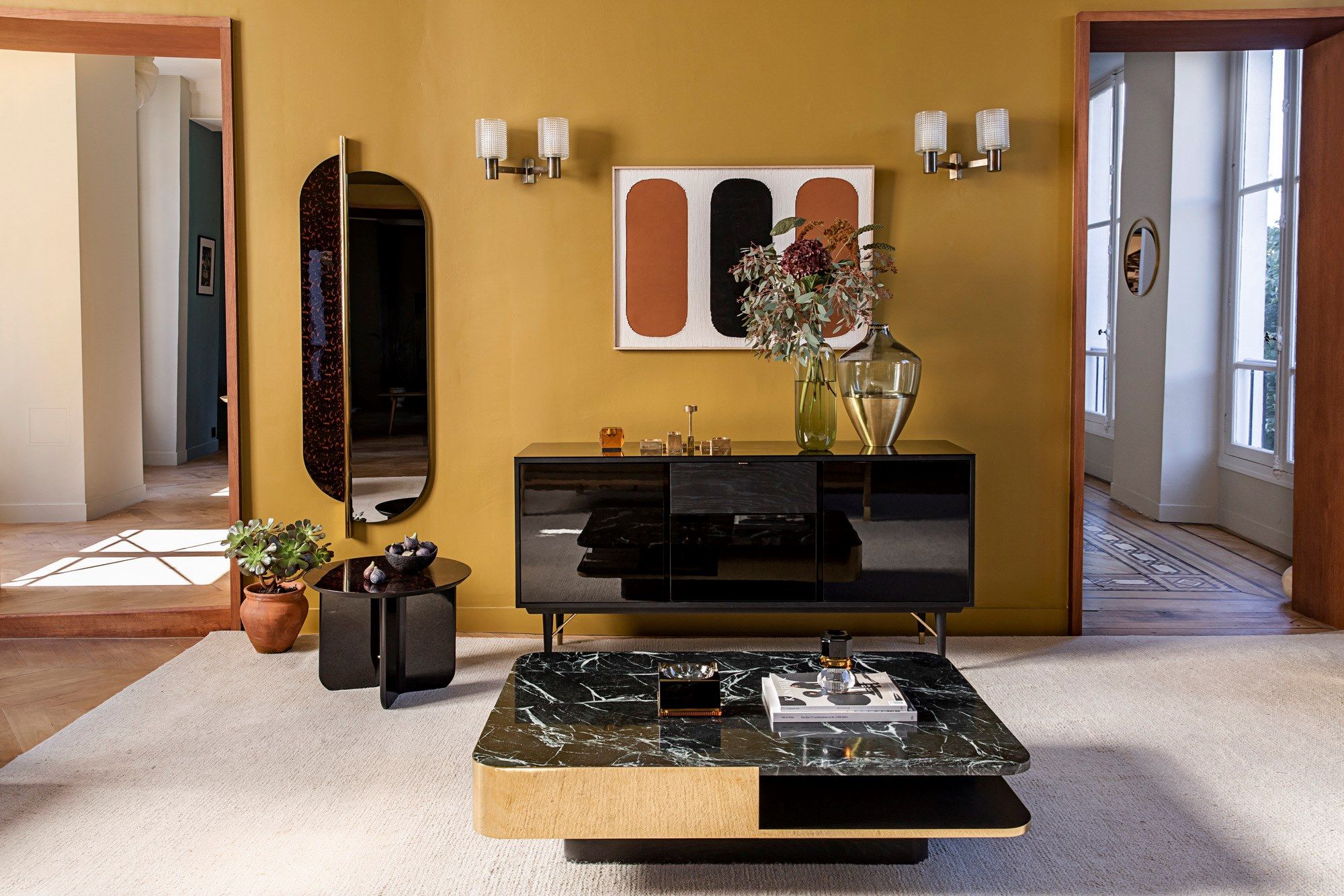 Marble coffee table By RED EDITION