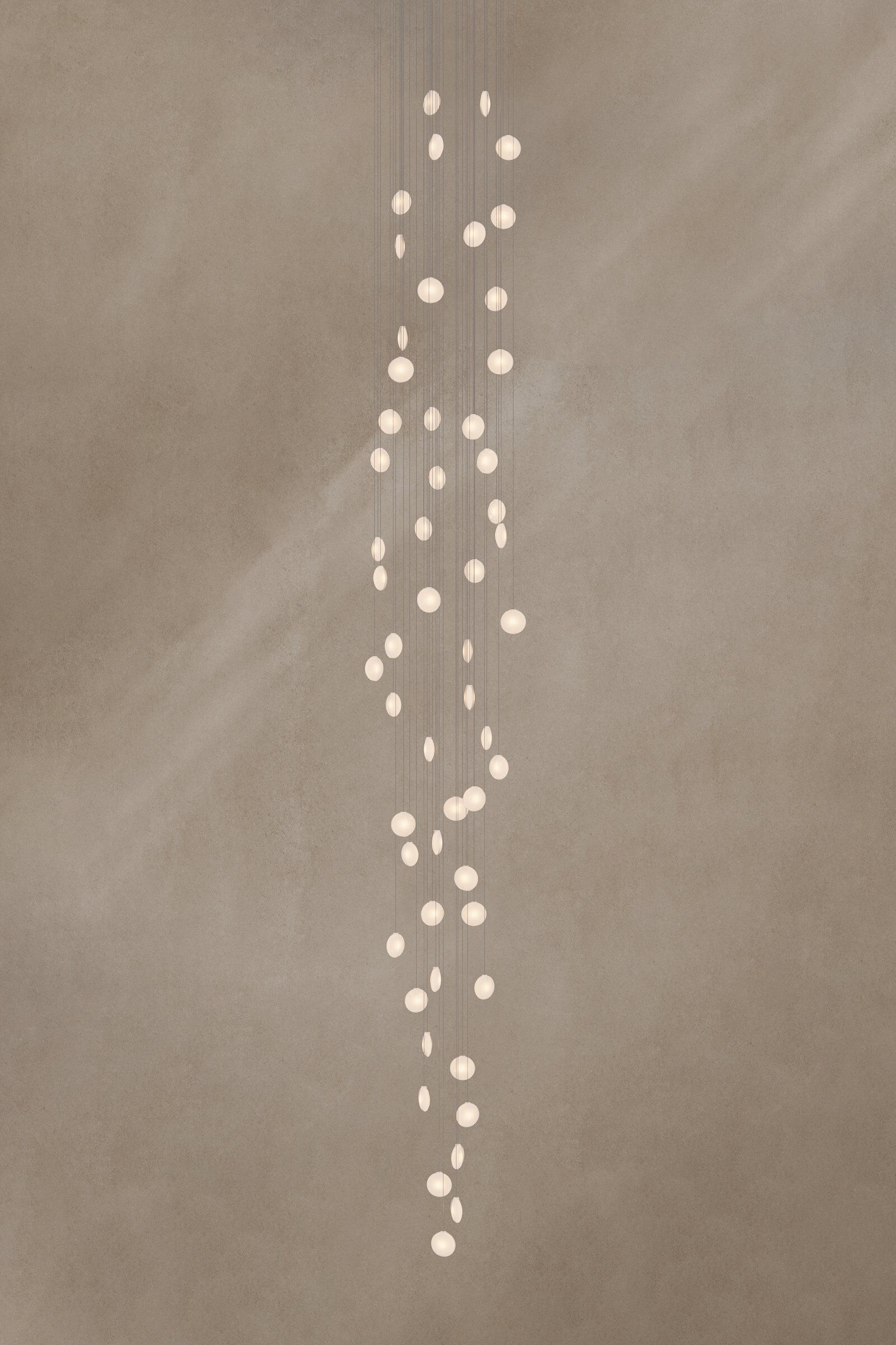 OVA Pendant lamp By Matthew McCormick