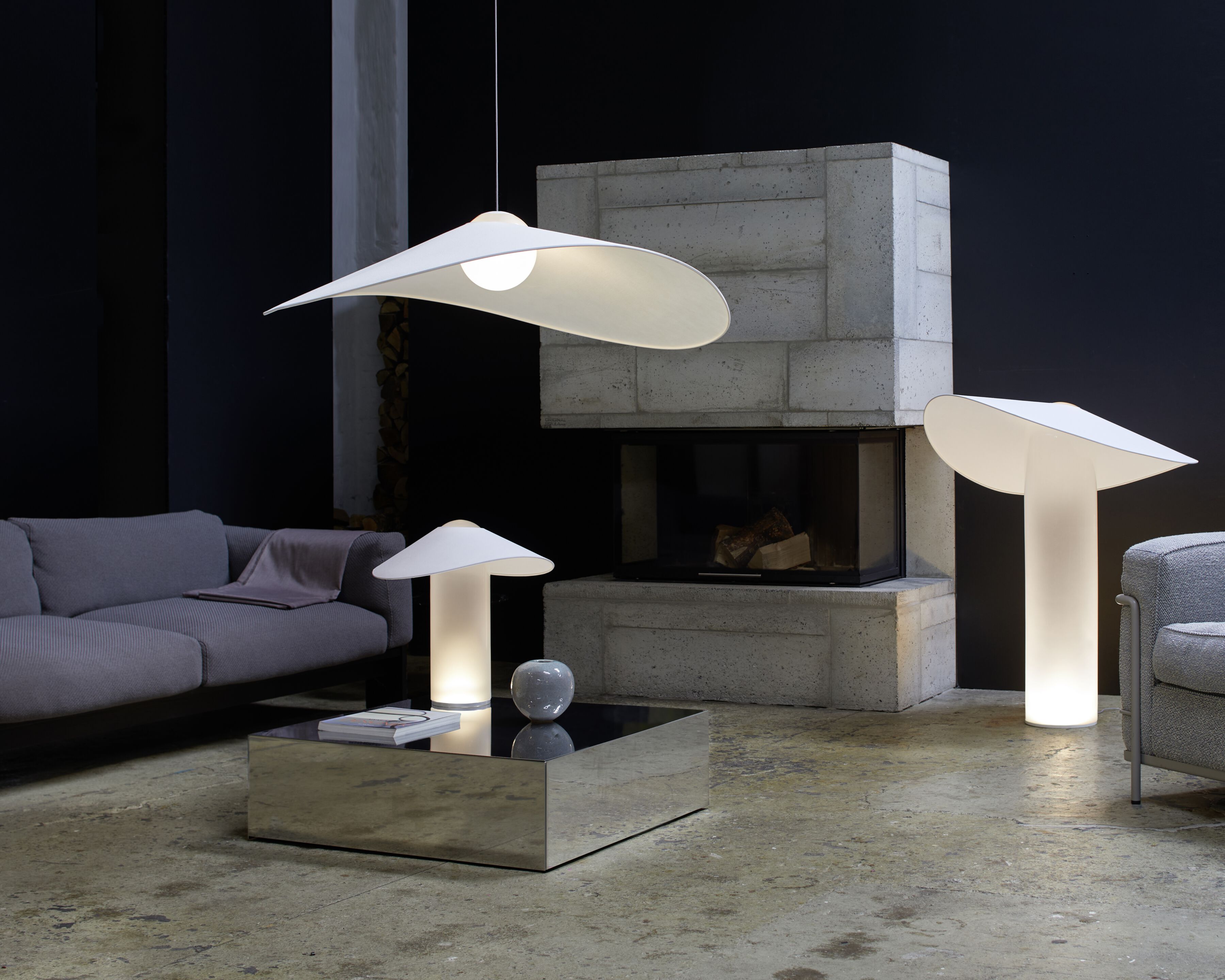 LOJA Swivel blown glass pendant lamp By Midgard Licht