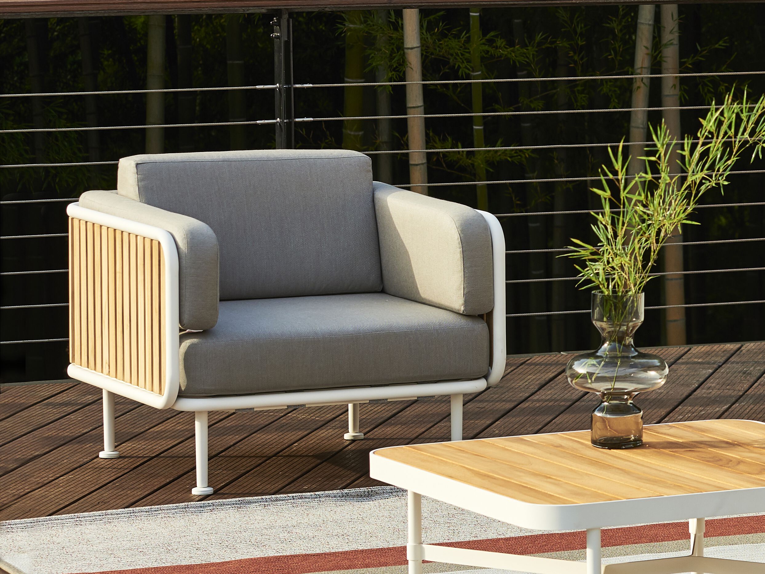 MINDO 100 Garden armchair By Mindo