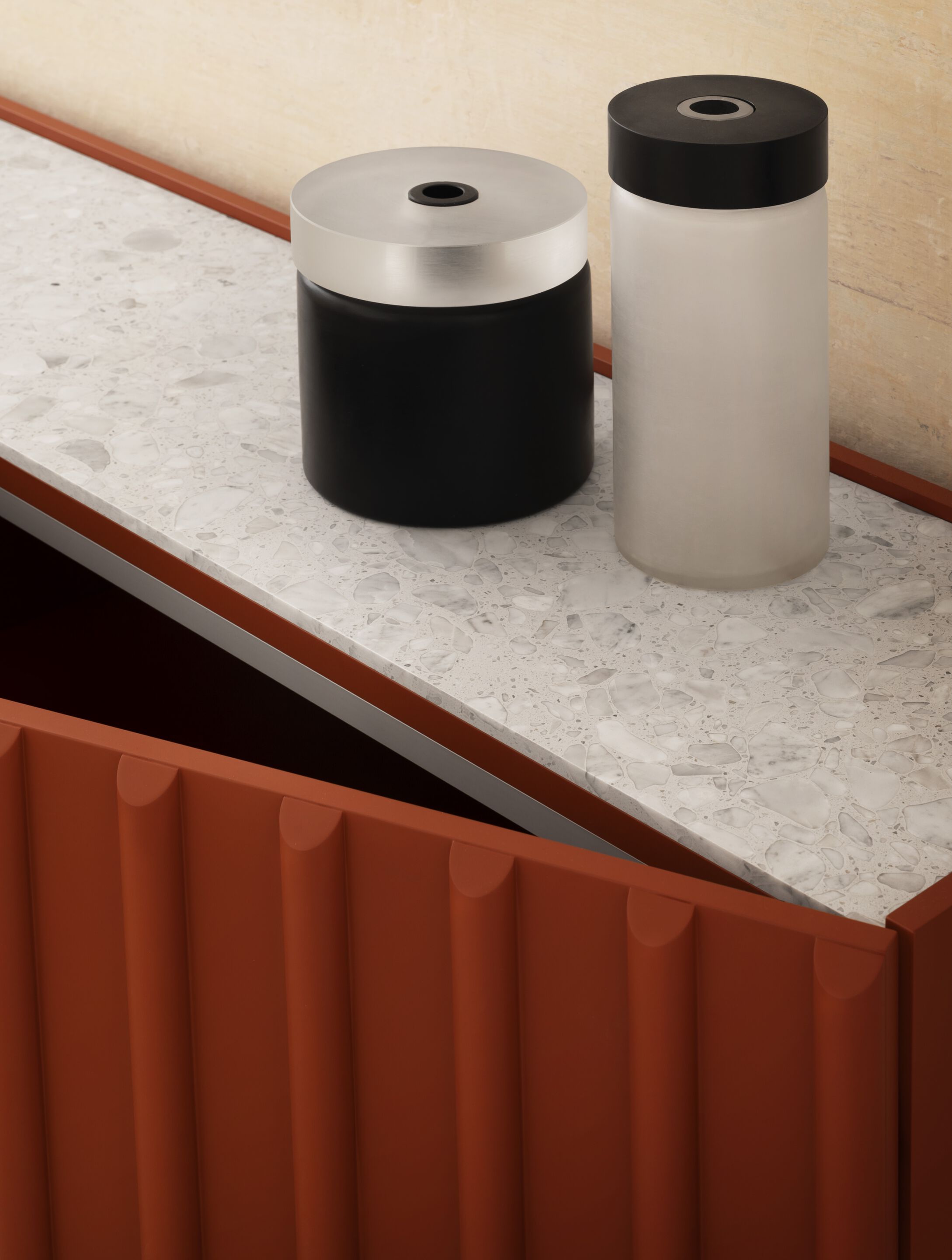 CONTAINER Madia By Miniforms | design E-ggs