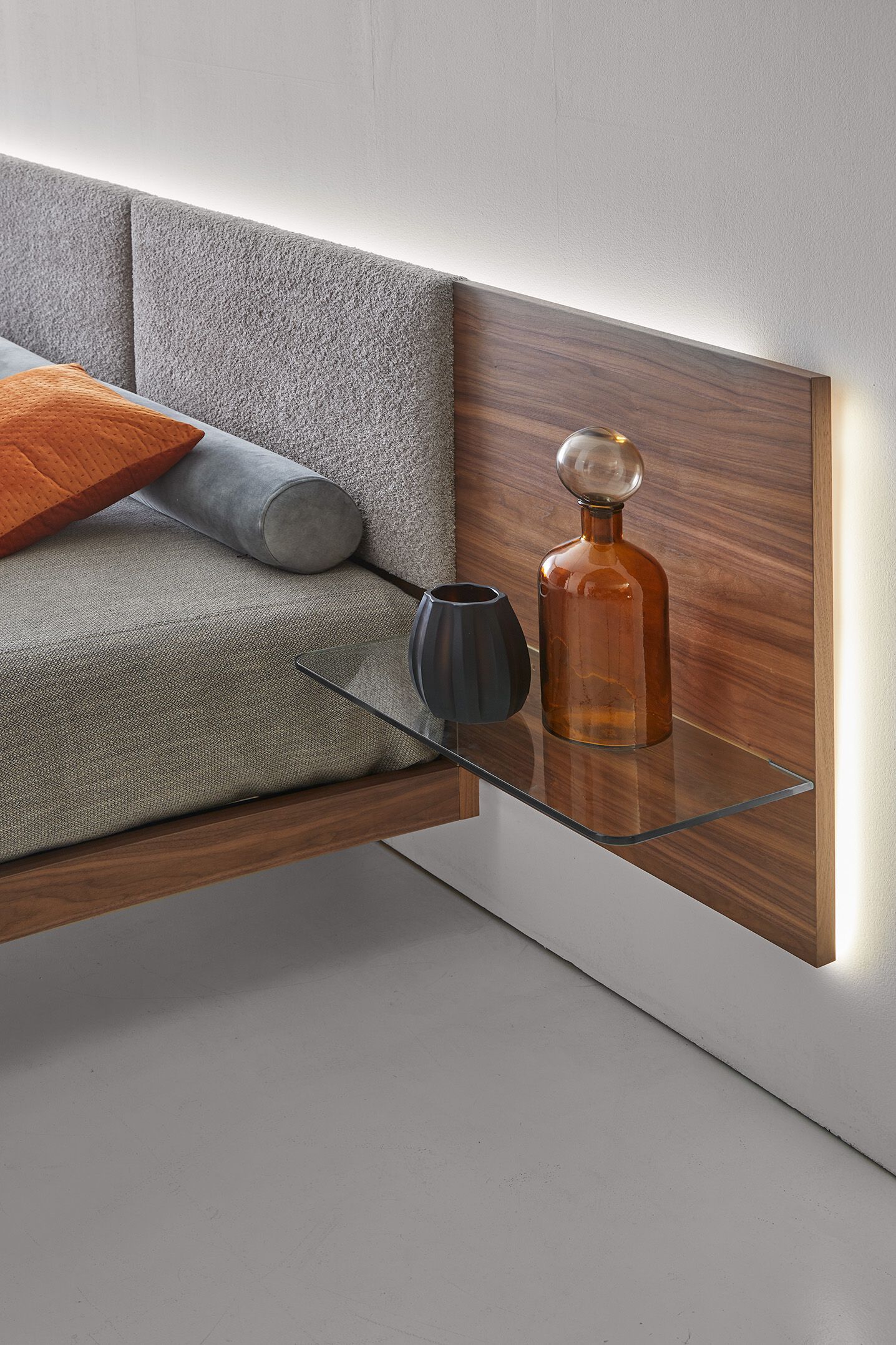 YORK Bed By Modesign