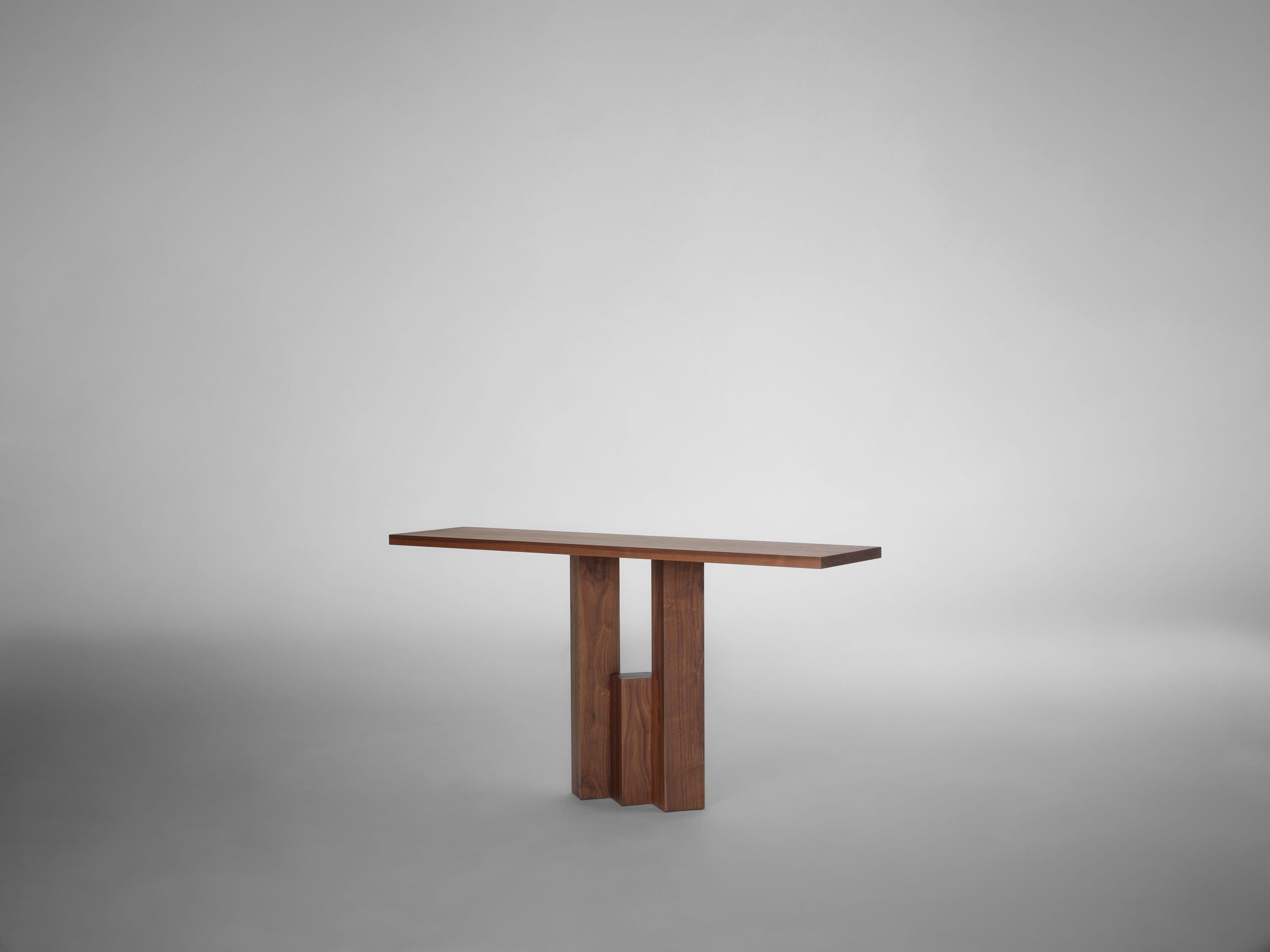 FENESTRA Console table By Mokko