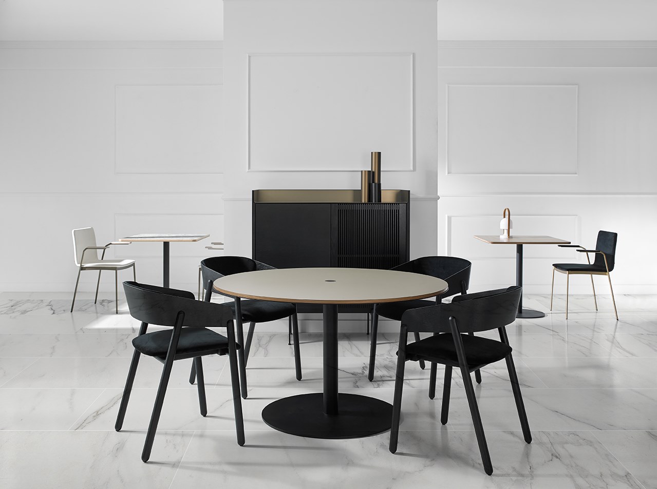 NUCLEO | Round table By Punt design Victor Carrasco