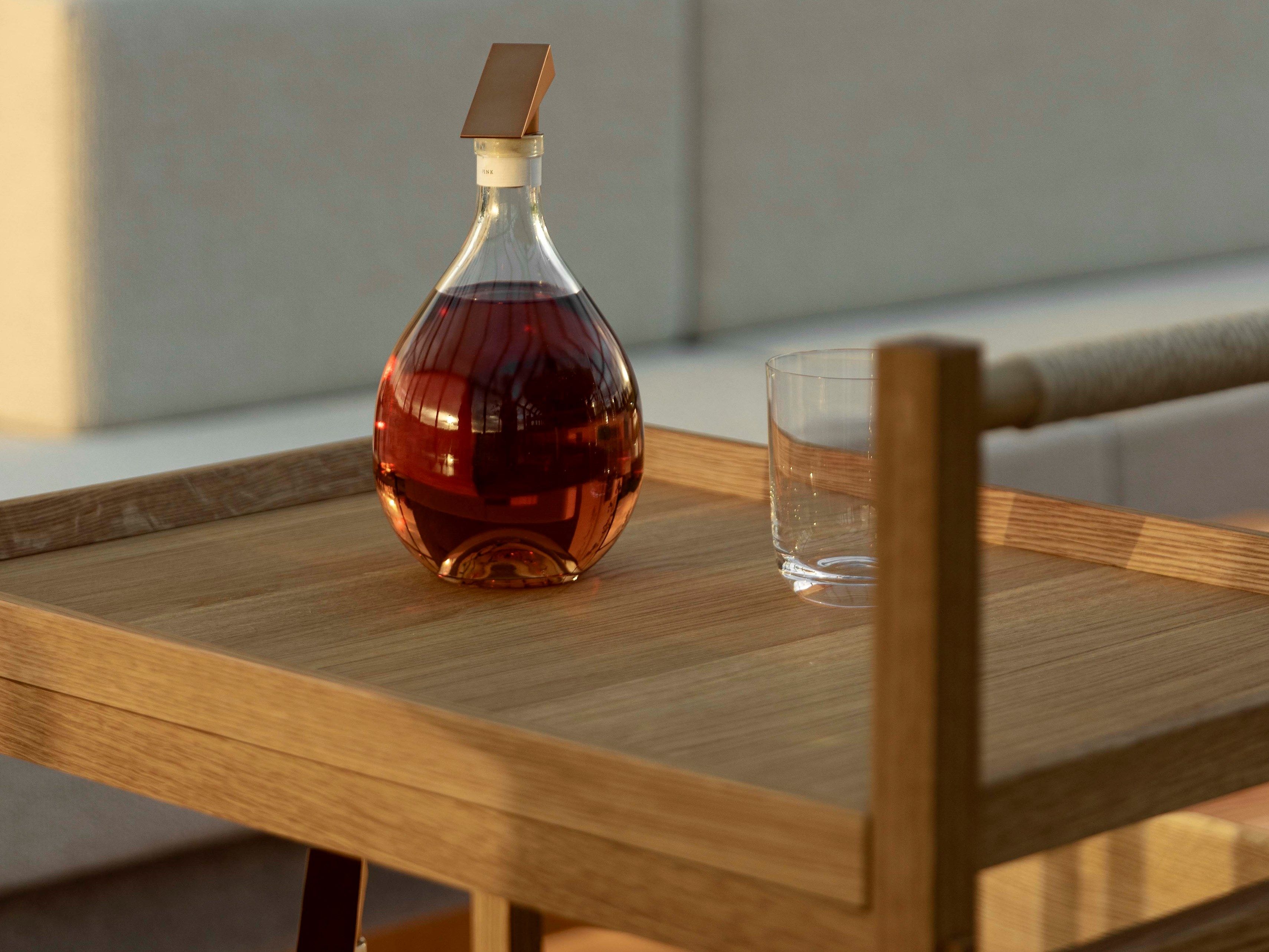 N-T01 Drinks trolley By KARIMOKU | design Norm Architects