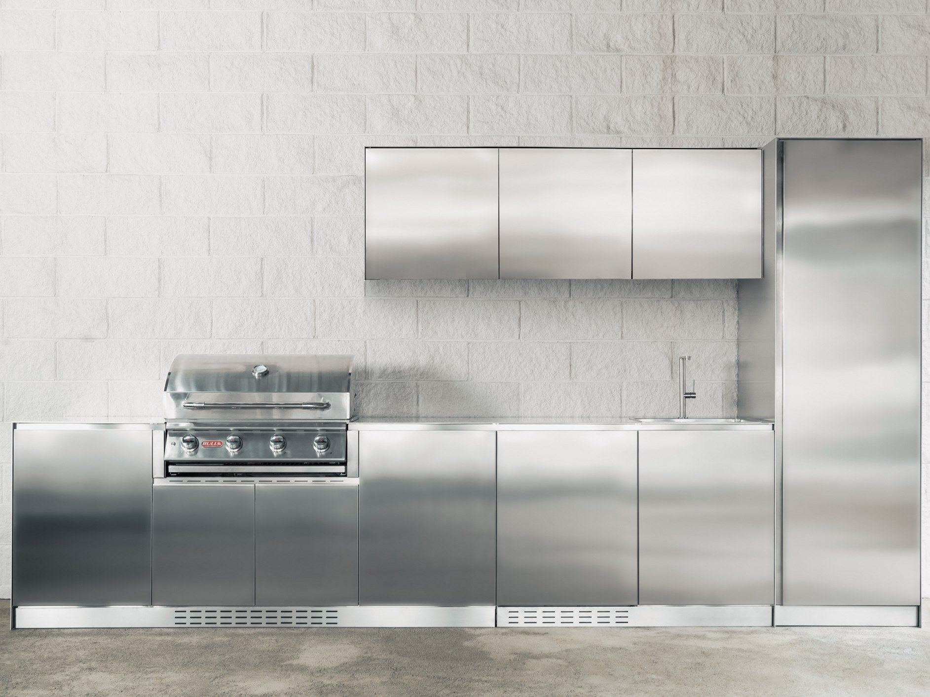 NATURAL STAINLESS STEEL Natural stainless steel outdoor kitchen By OF ...