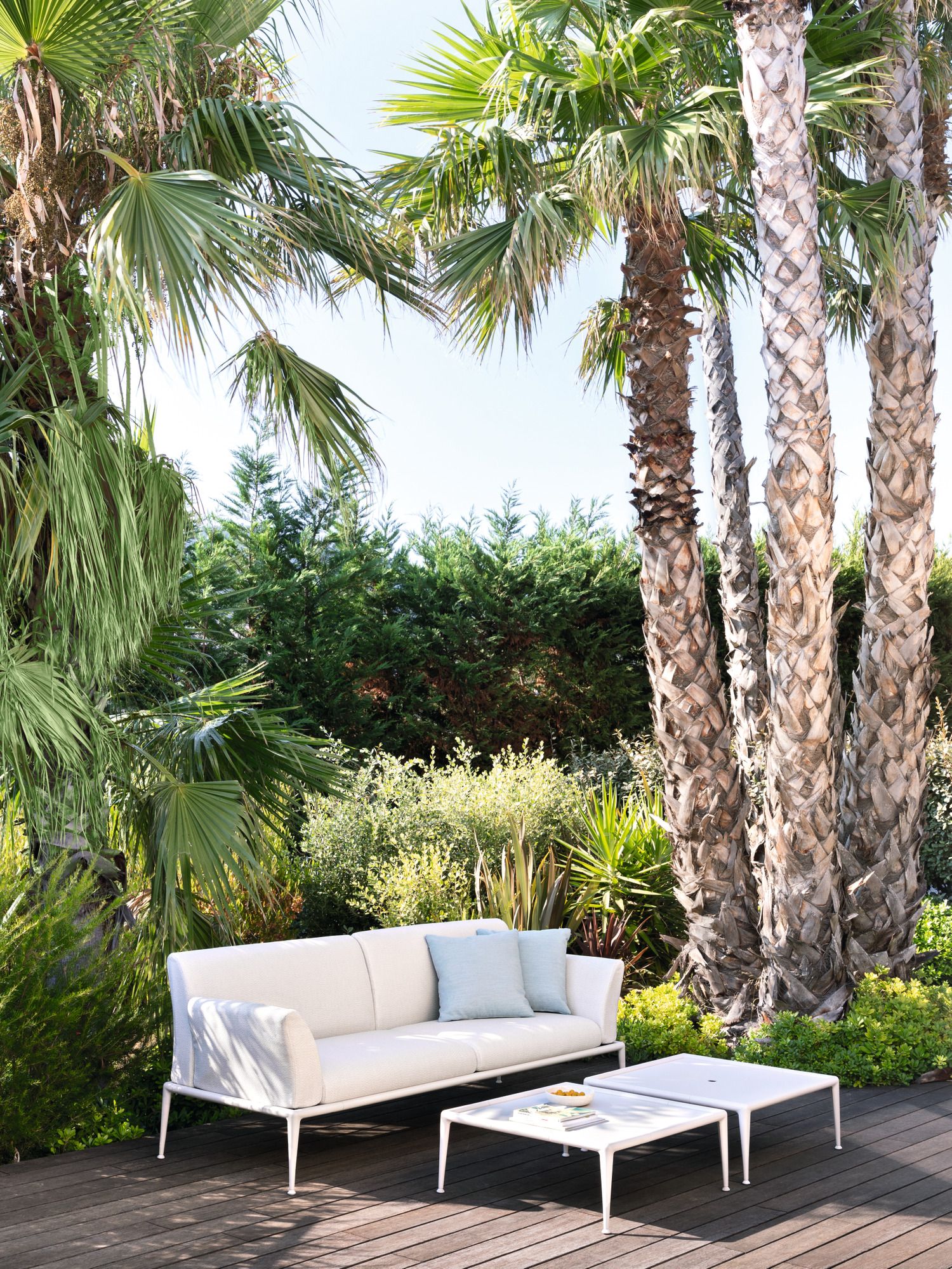 NEW JOINT | Garden sofa New Joint Collection By FAST design Riccardo ...